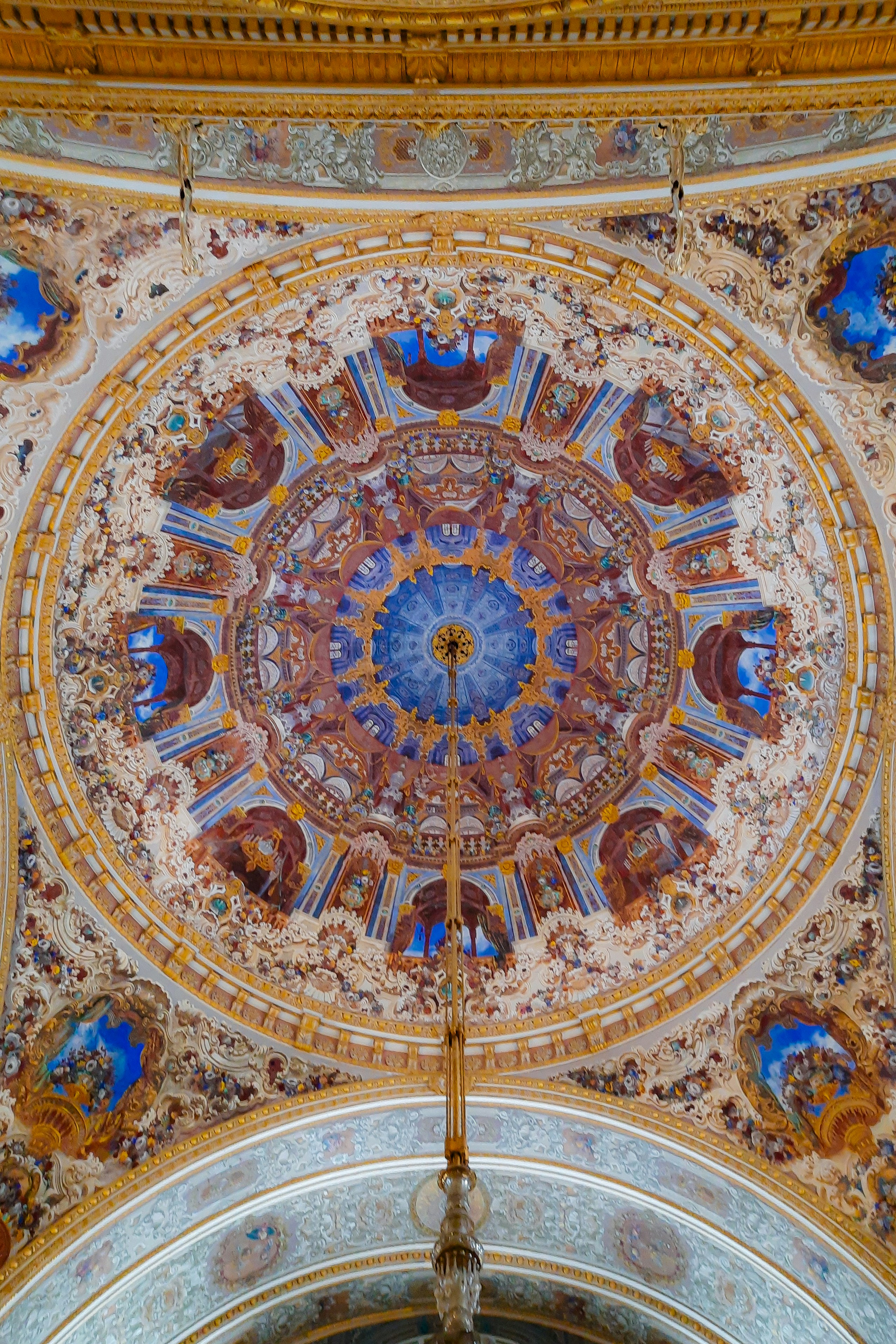 Domed Constellation: An Ornate Ceiling Cadence