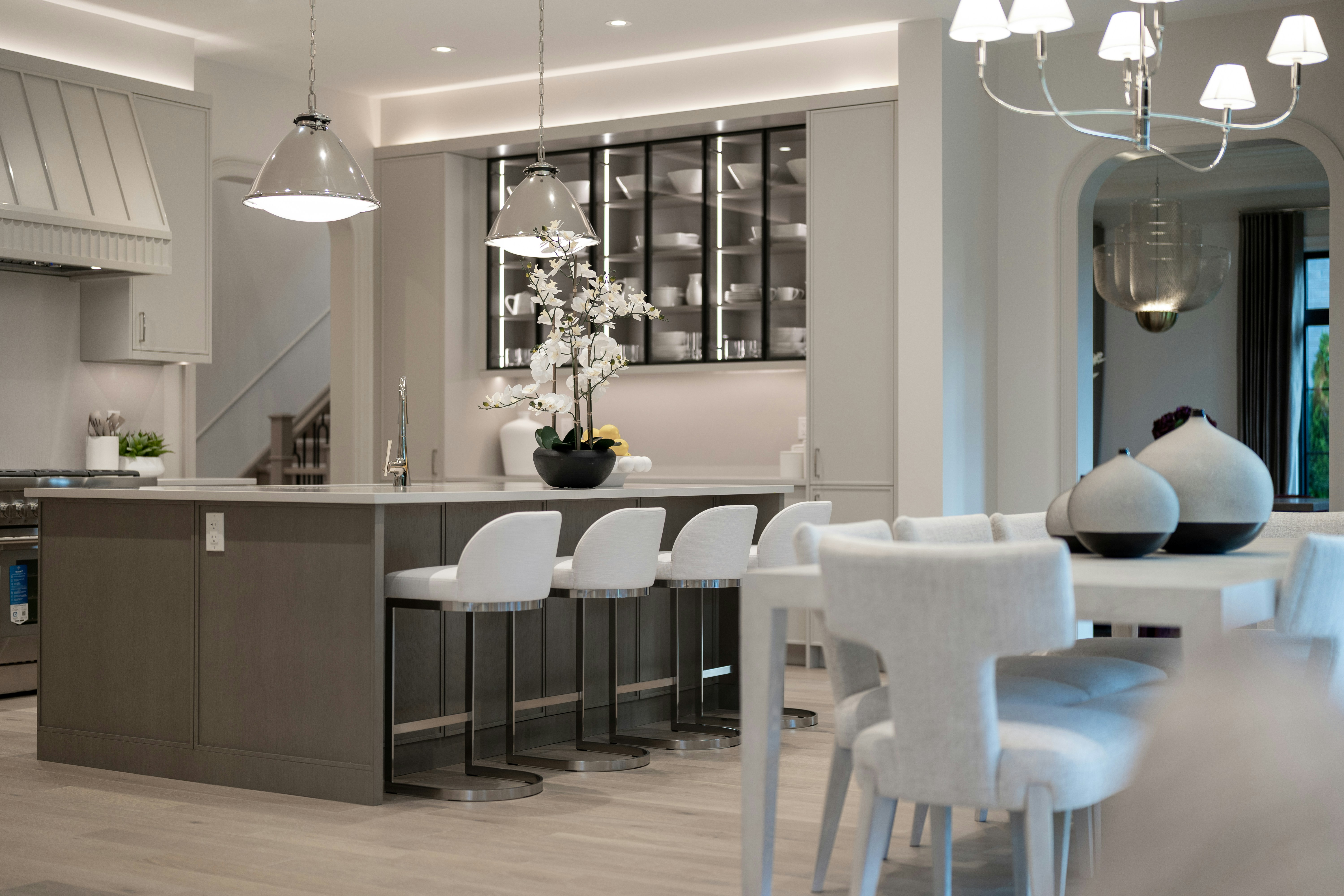 Minimal Marble Kitchen: Soft Light, Elegant Island