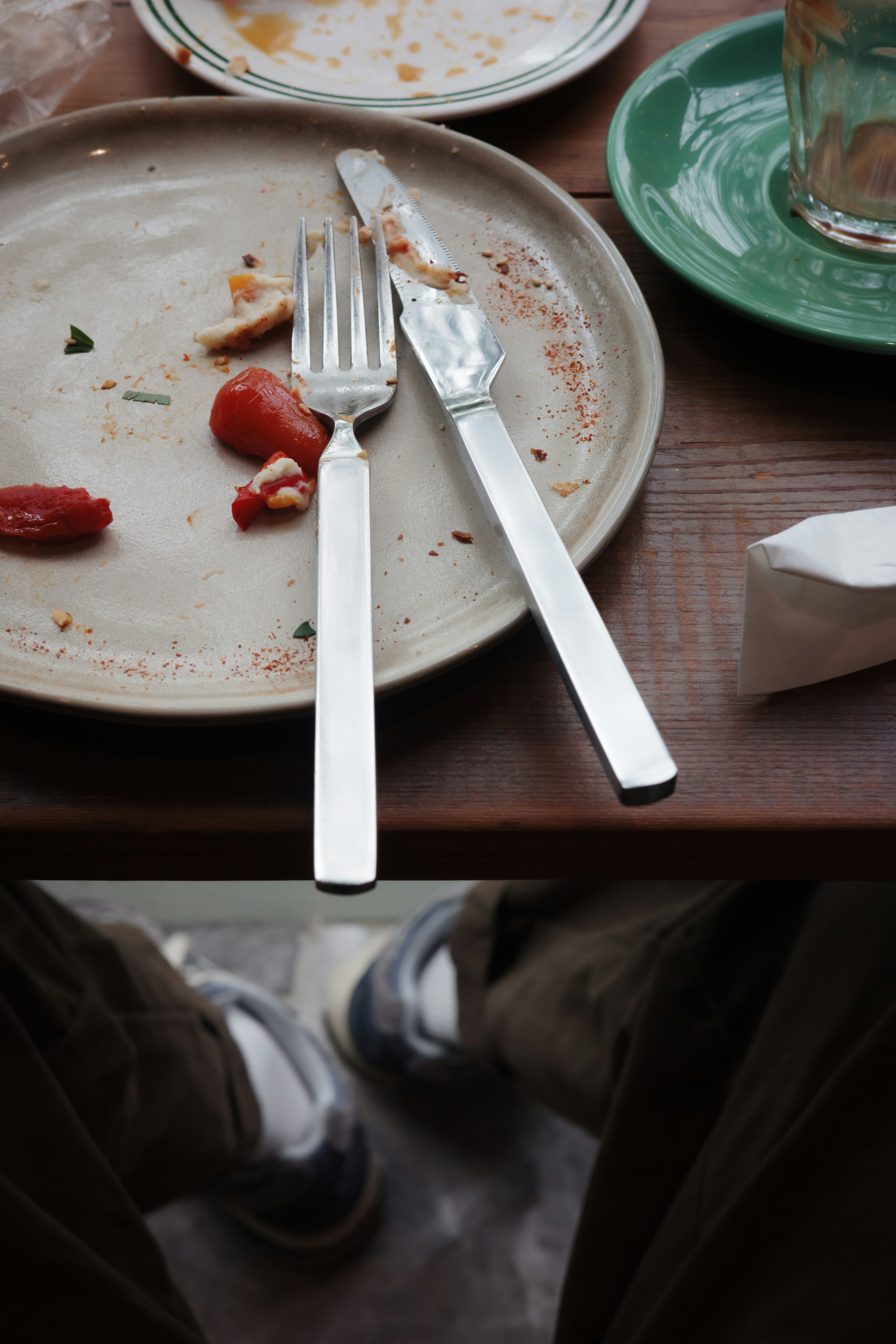 Half‑empty Plate, Silent Tabletop