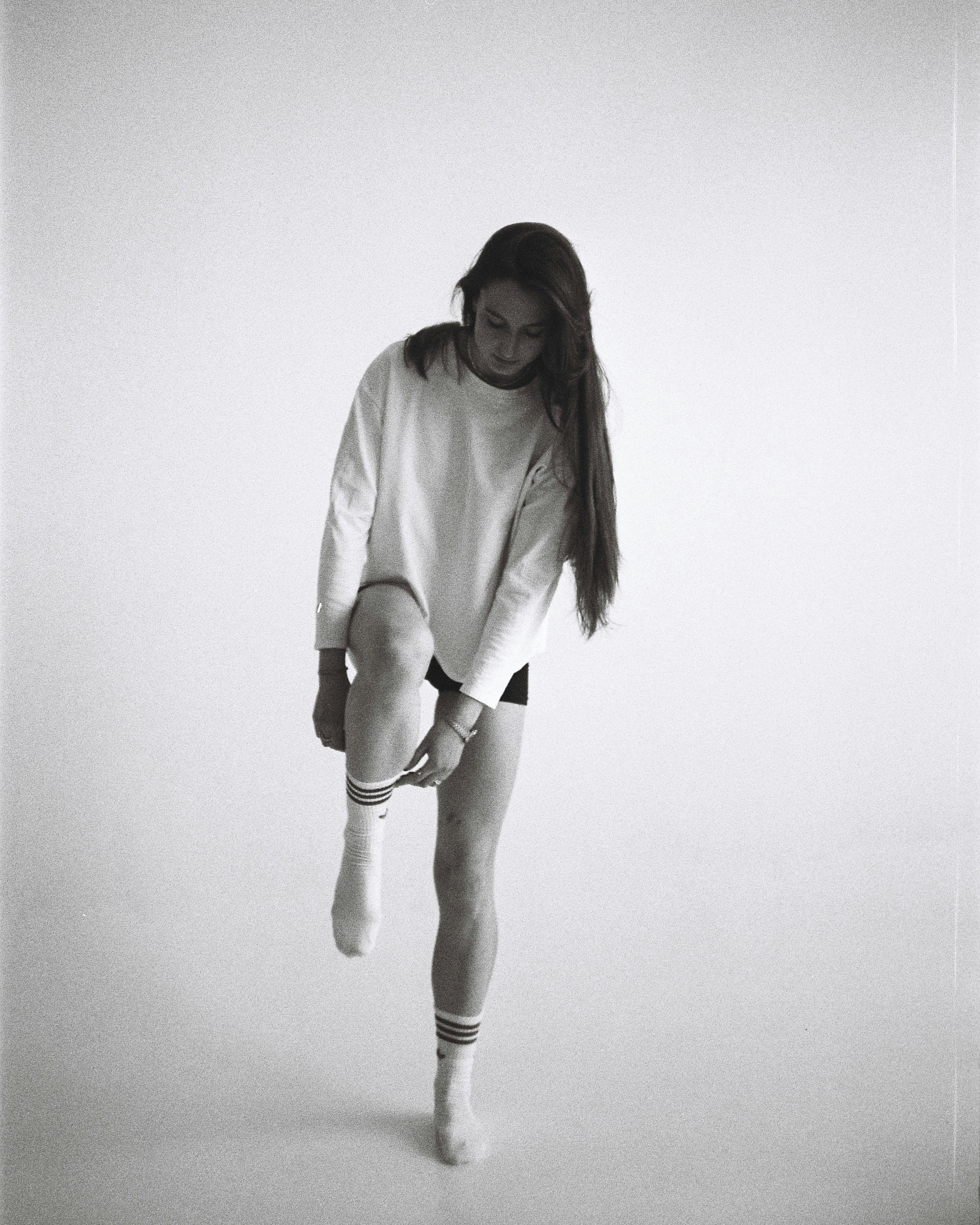 Minimalist Motion: A Quiet Balance in Monochrome