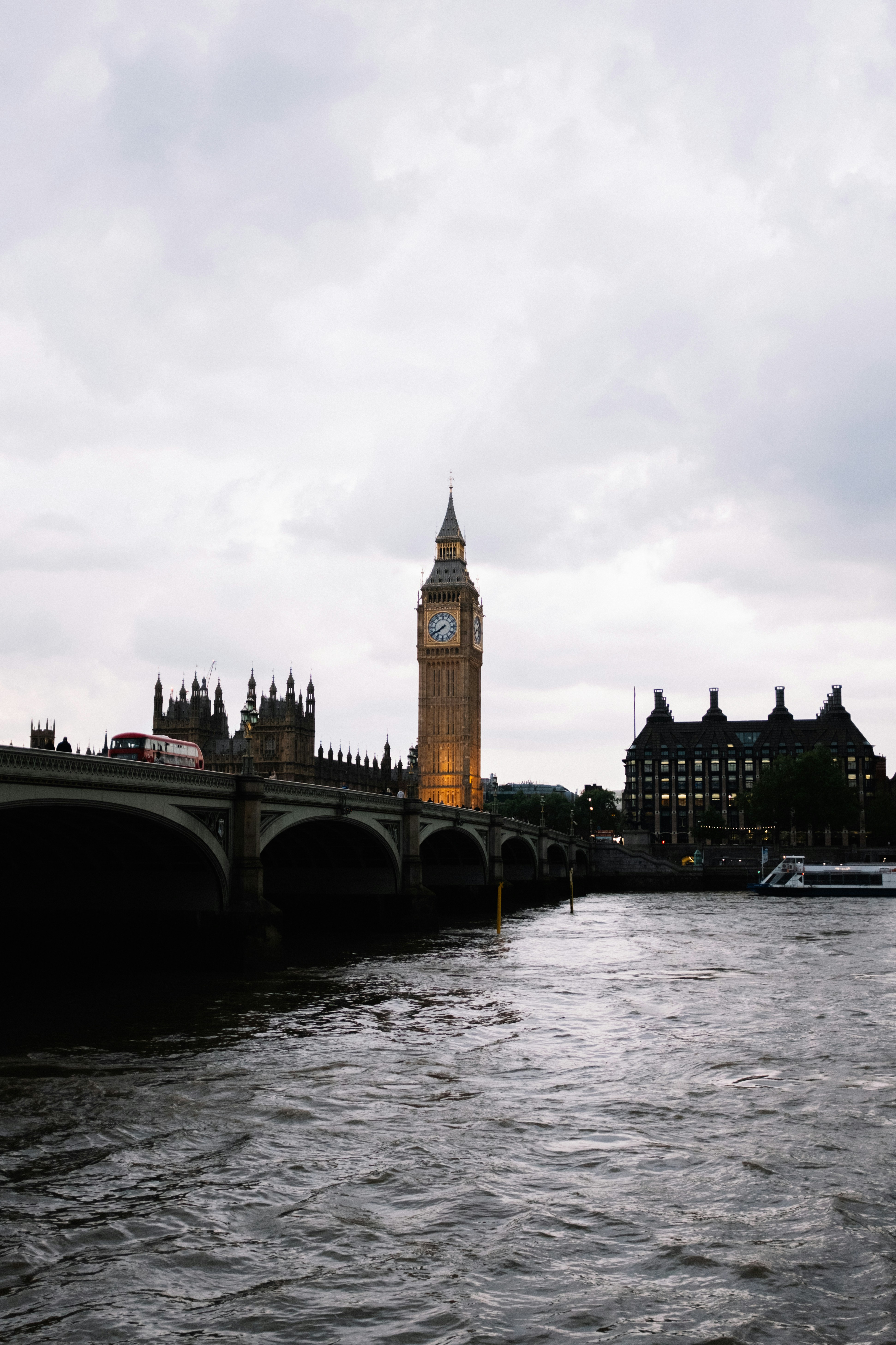 London's Clock Tower at Dusk: A Riverine Silhouette