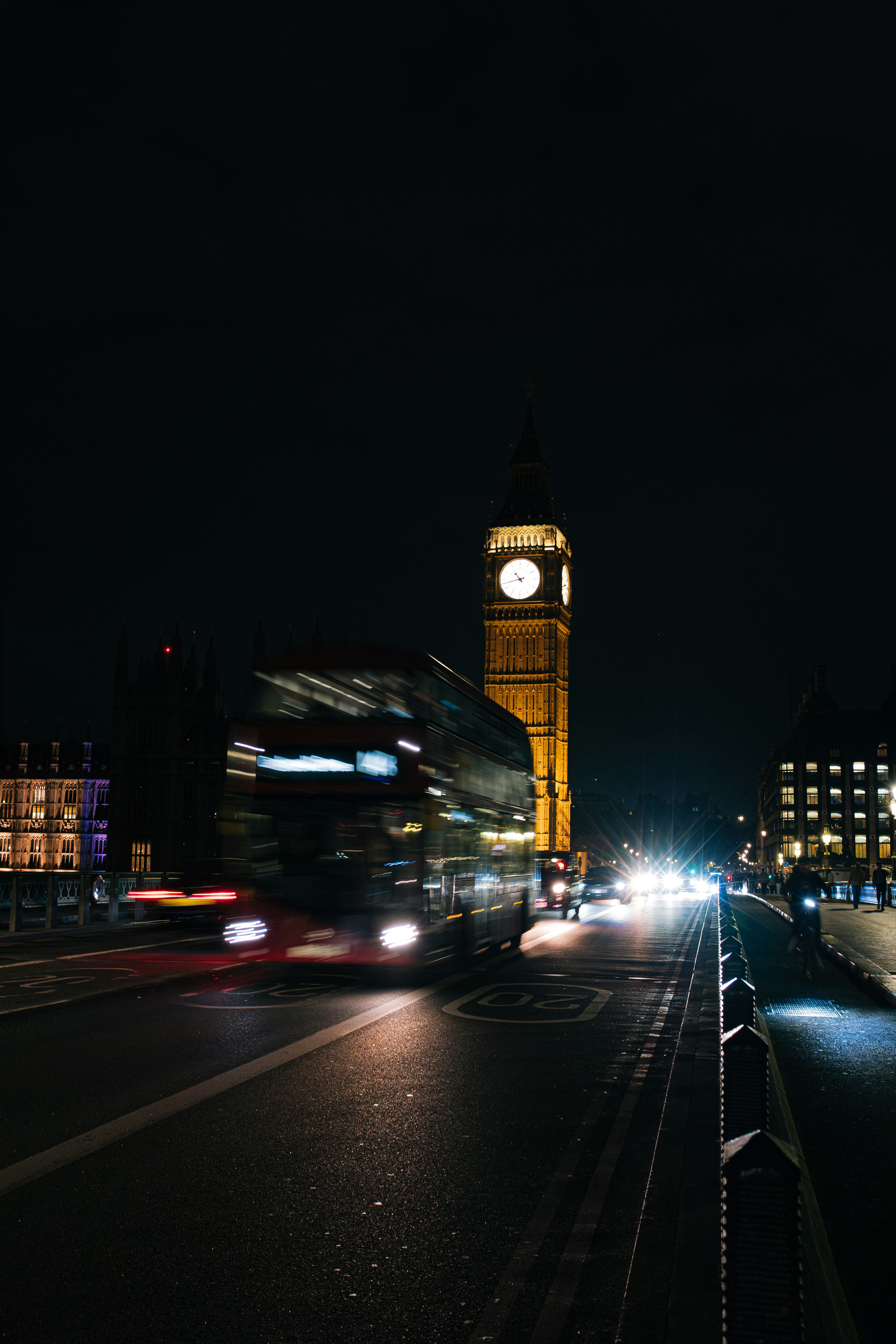 Midnight Pulse: The City Clock Tower and a Moving Red Wave