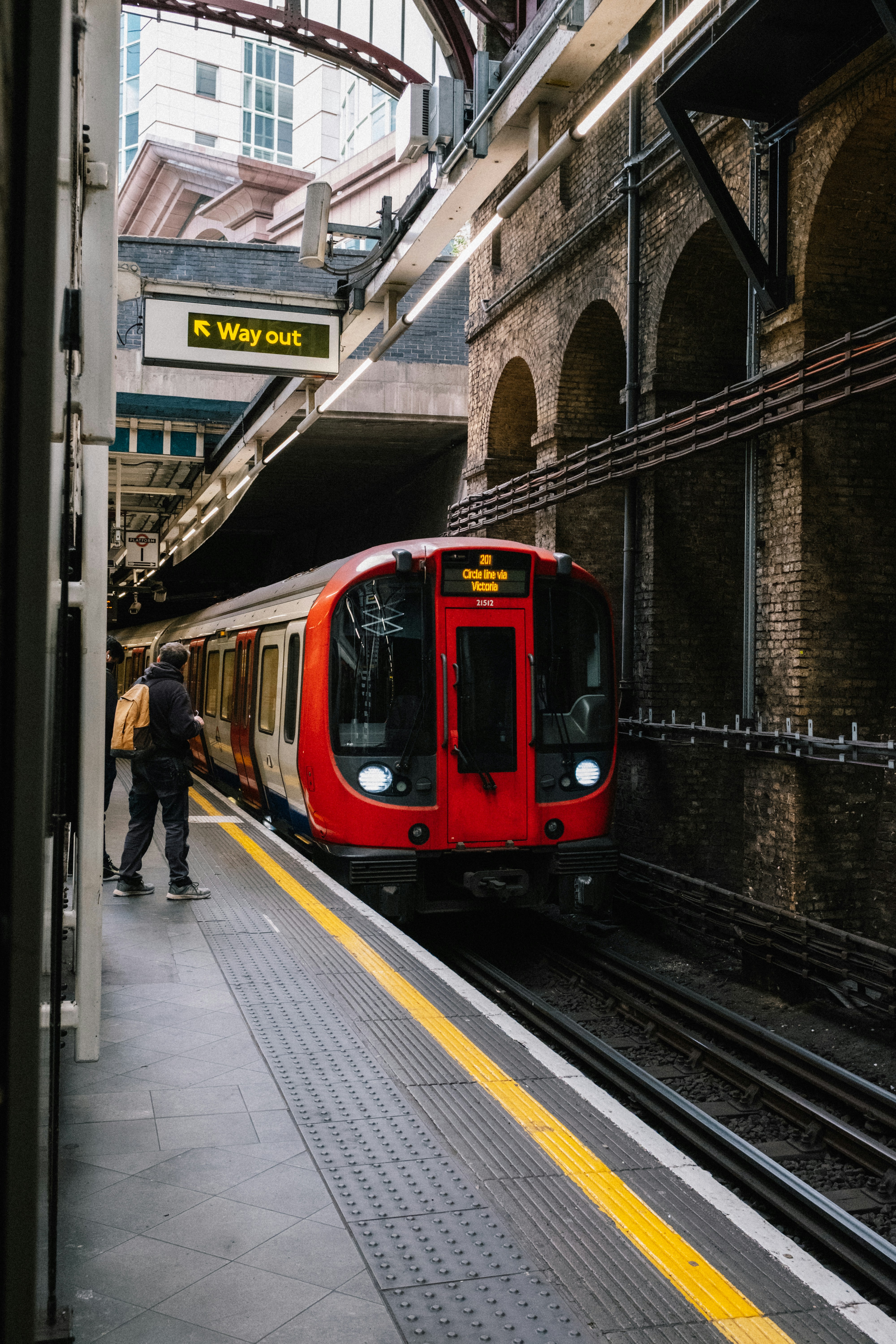 Red Line at the Edge: A Quiet Standby Before Departure