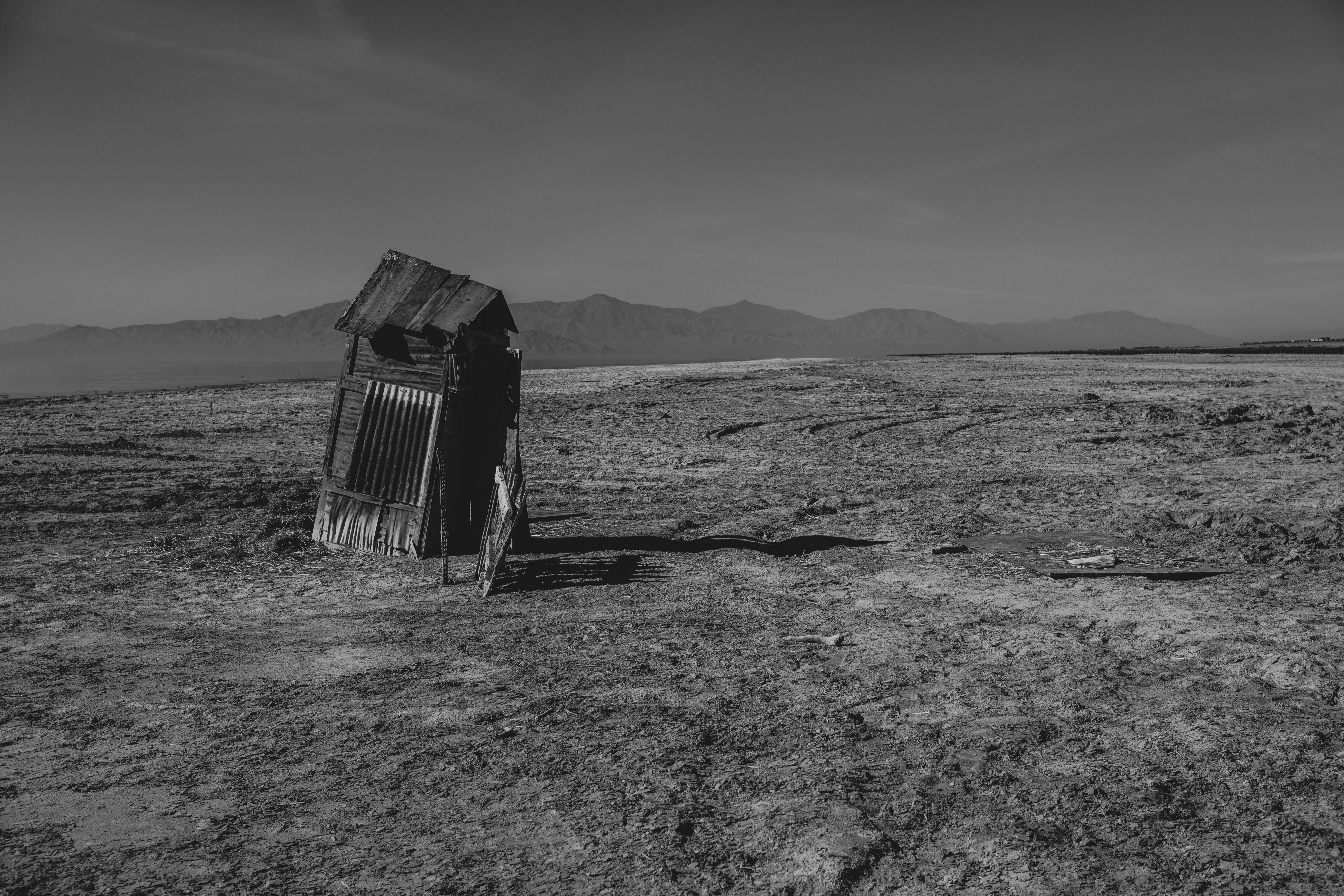 Lonely Shack on a Desiccated Plain