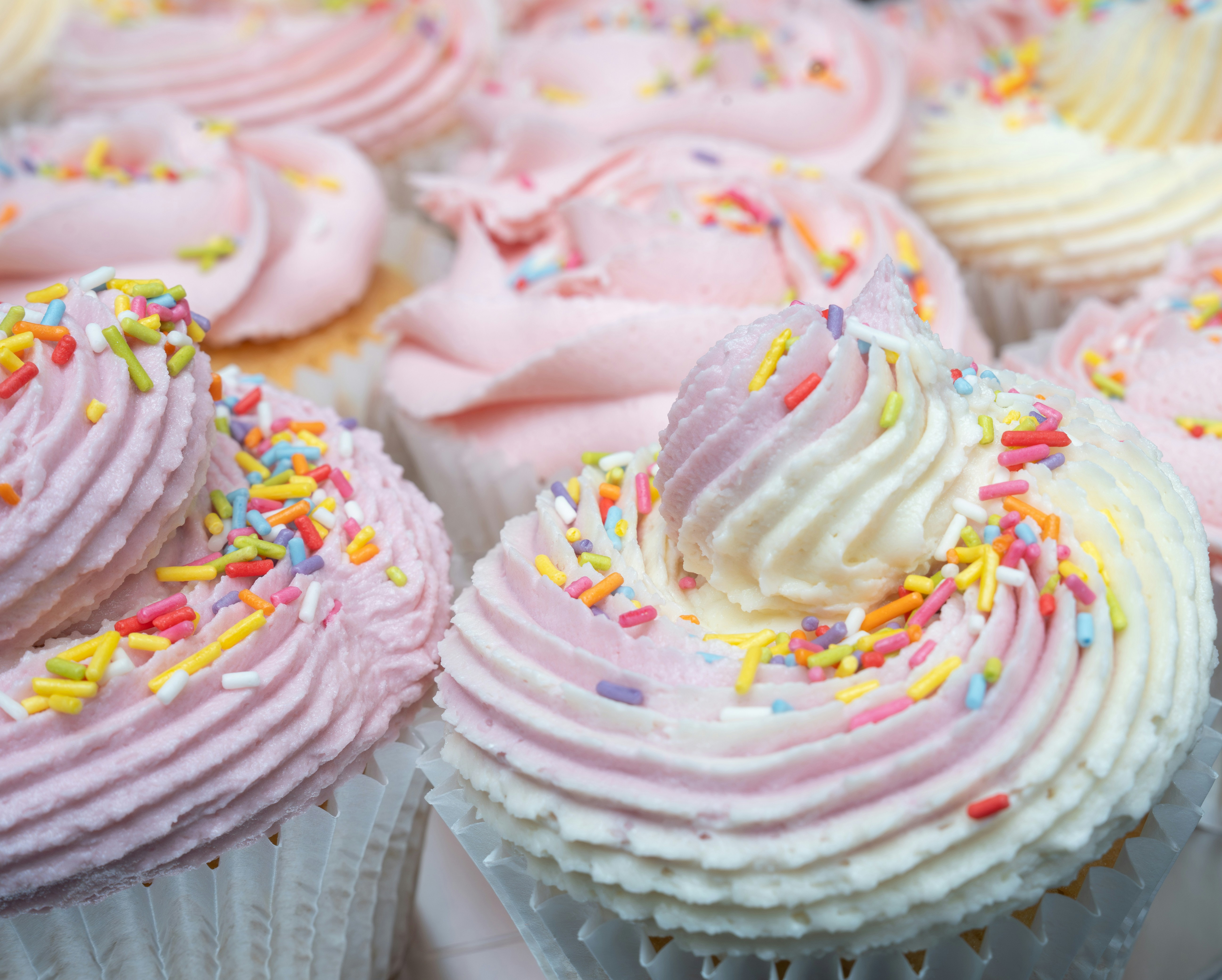 Pastel Cloud Cupcakes: Swirls and Sprinkles in Sugar Heaven