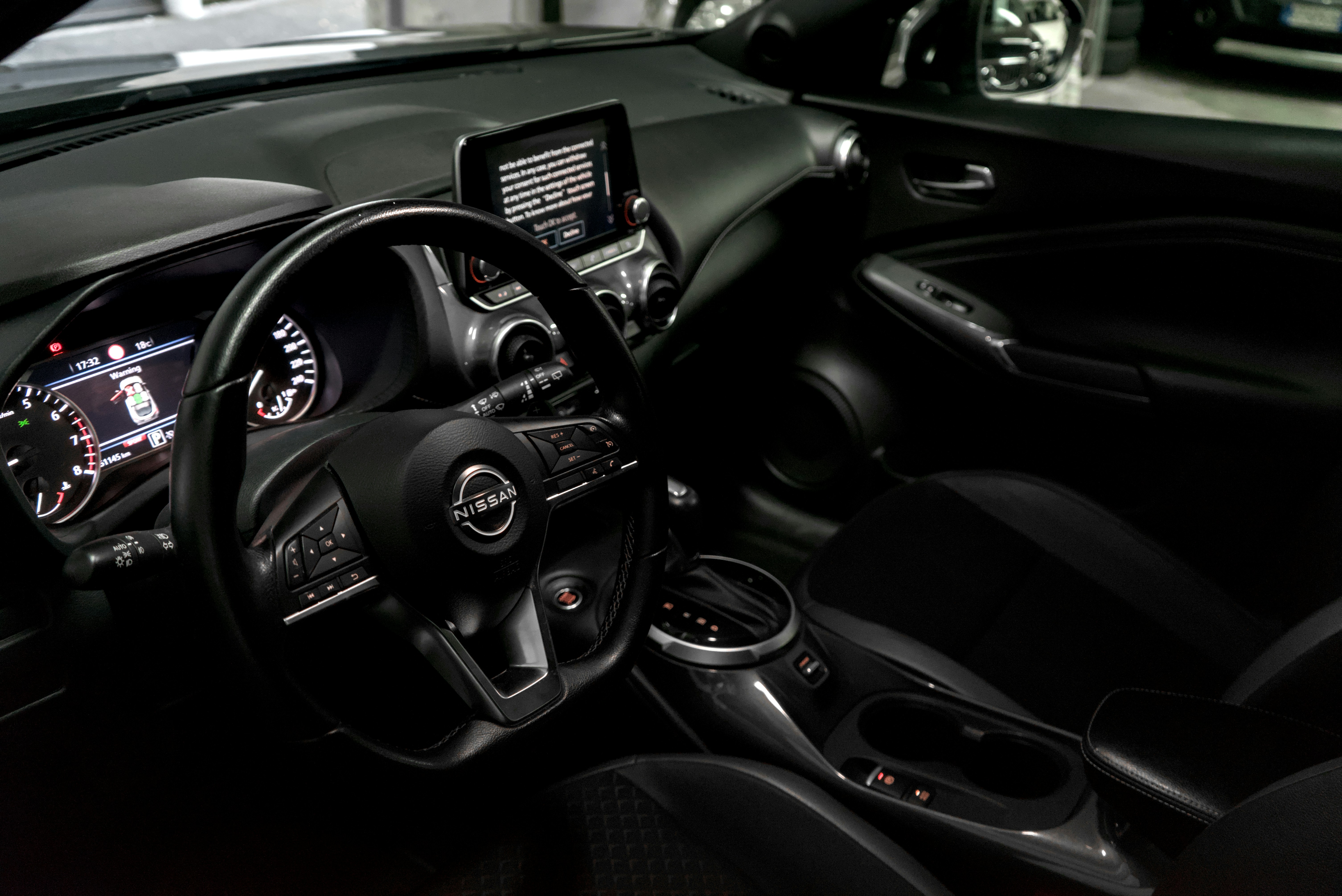 Steering through the cabin: a cockpit-level look at a compact interior