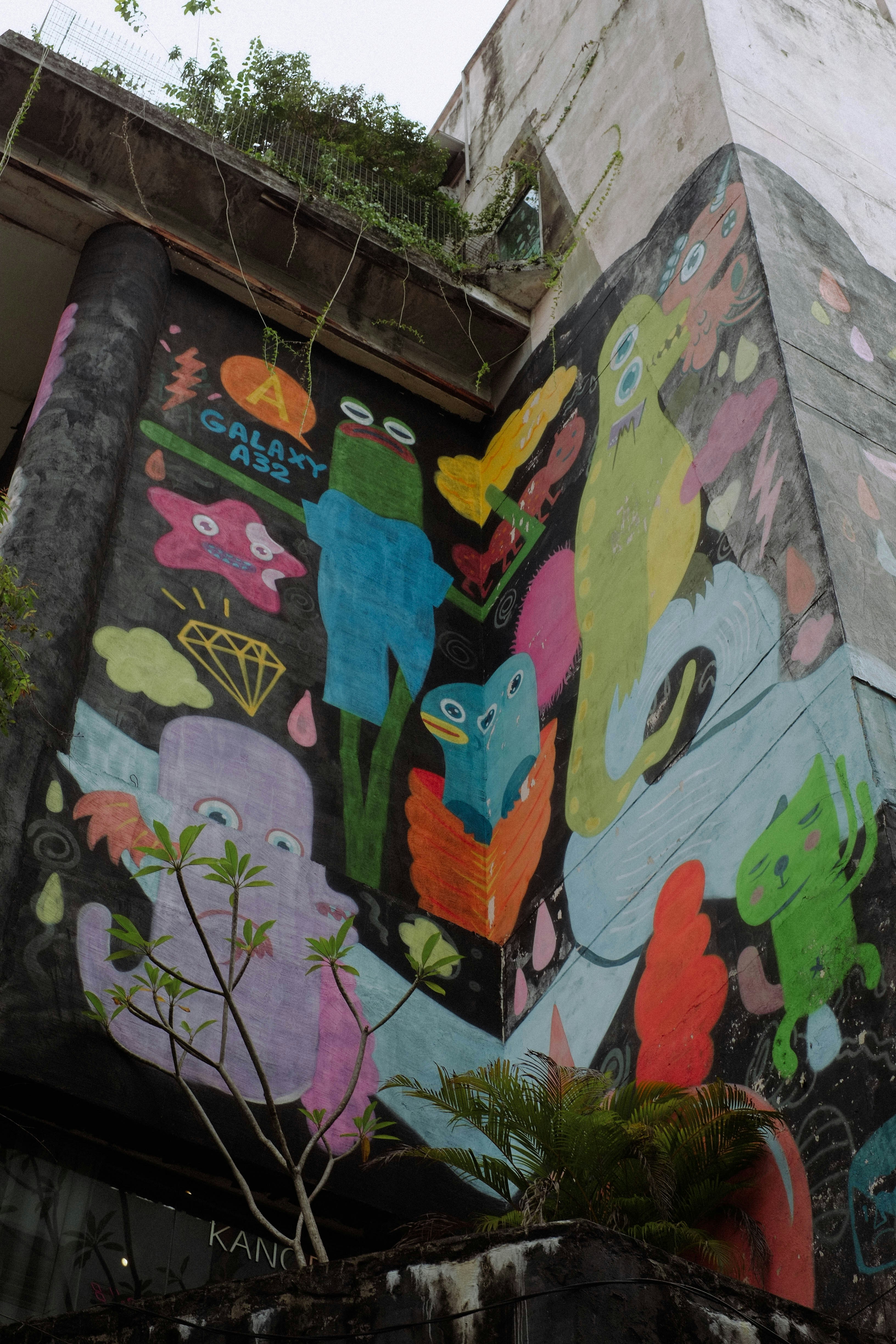 Colorful Street Mural Doodles on a Concrete Corner