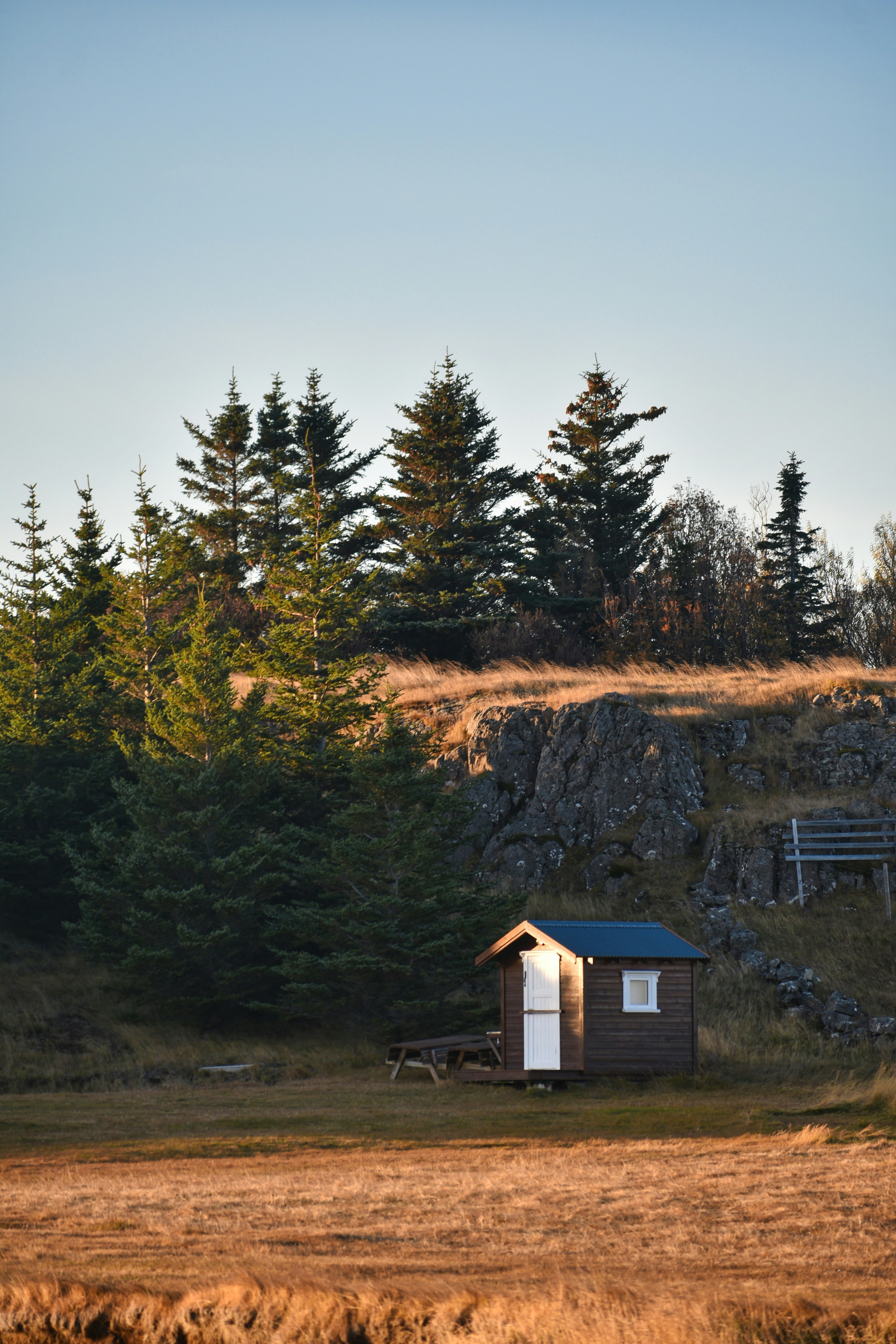 Lonely Cabin Beside the Rocky Hedge