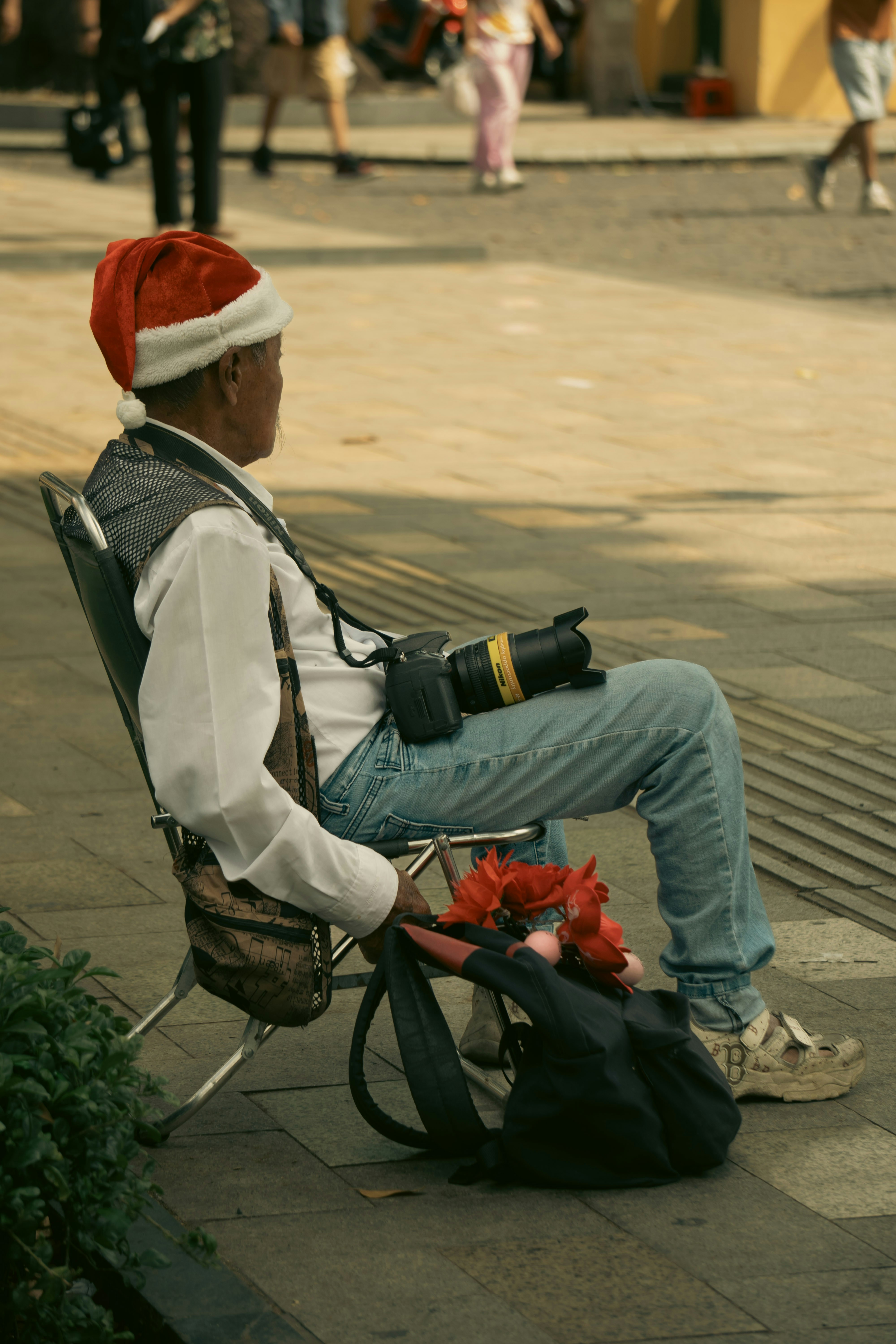 Seasonal Quiet: A Santa Hat and a Photograph at Rest