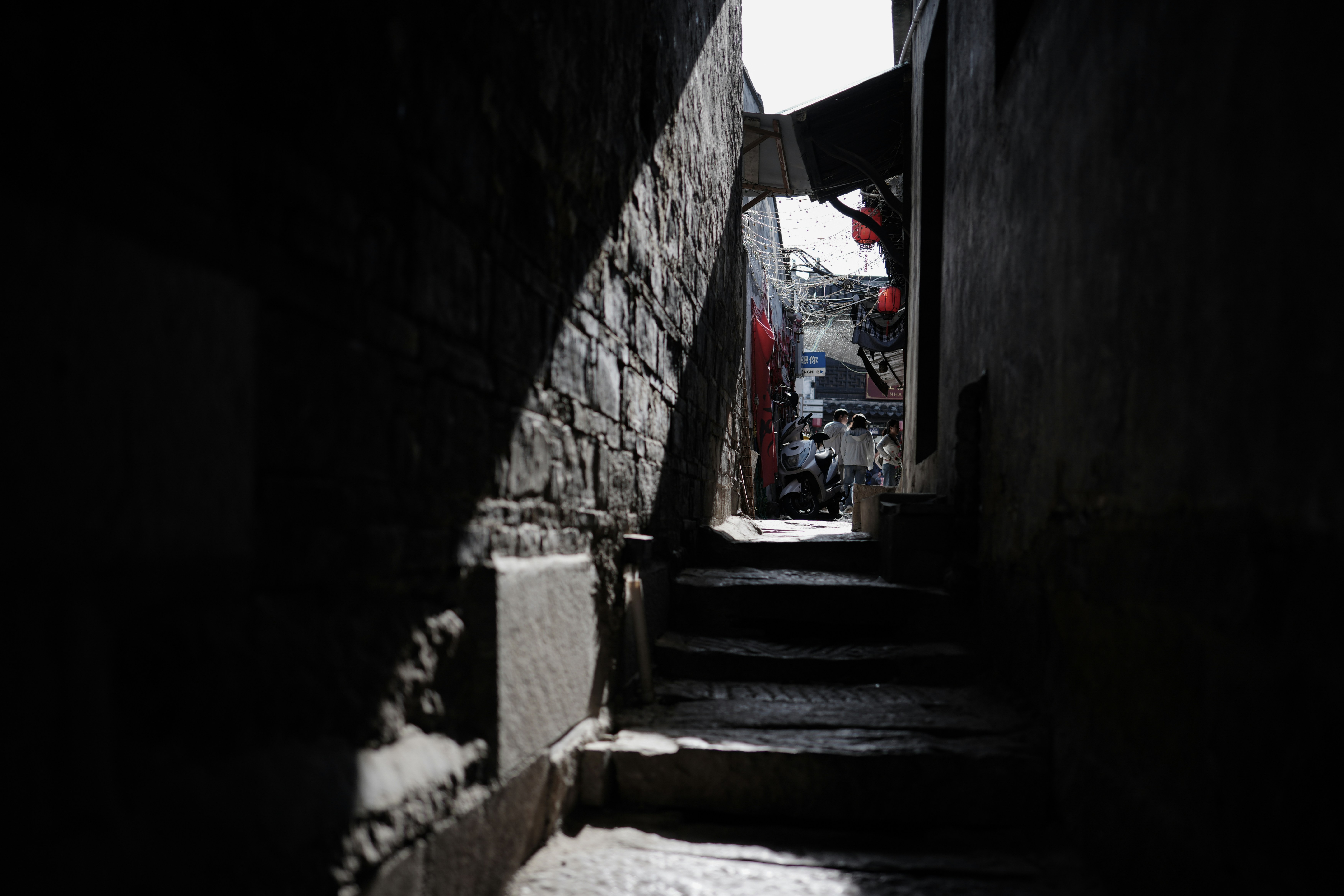 Through the Narrow Gate: Light and Life in a Sunlit Alley