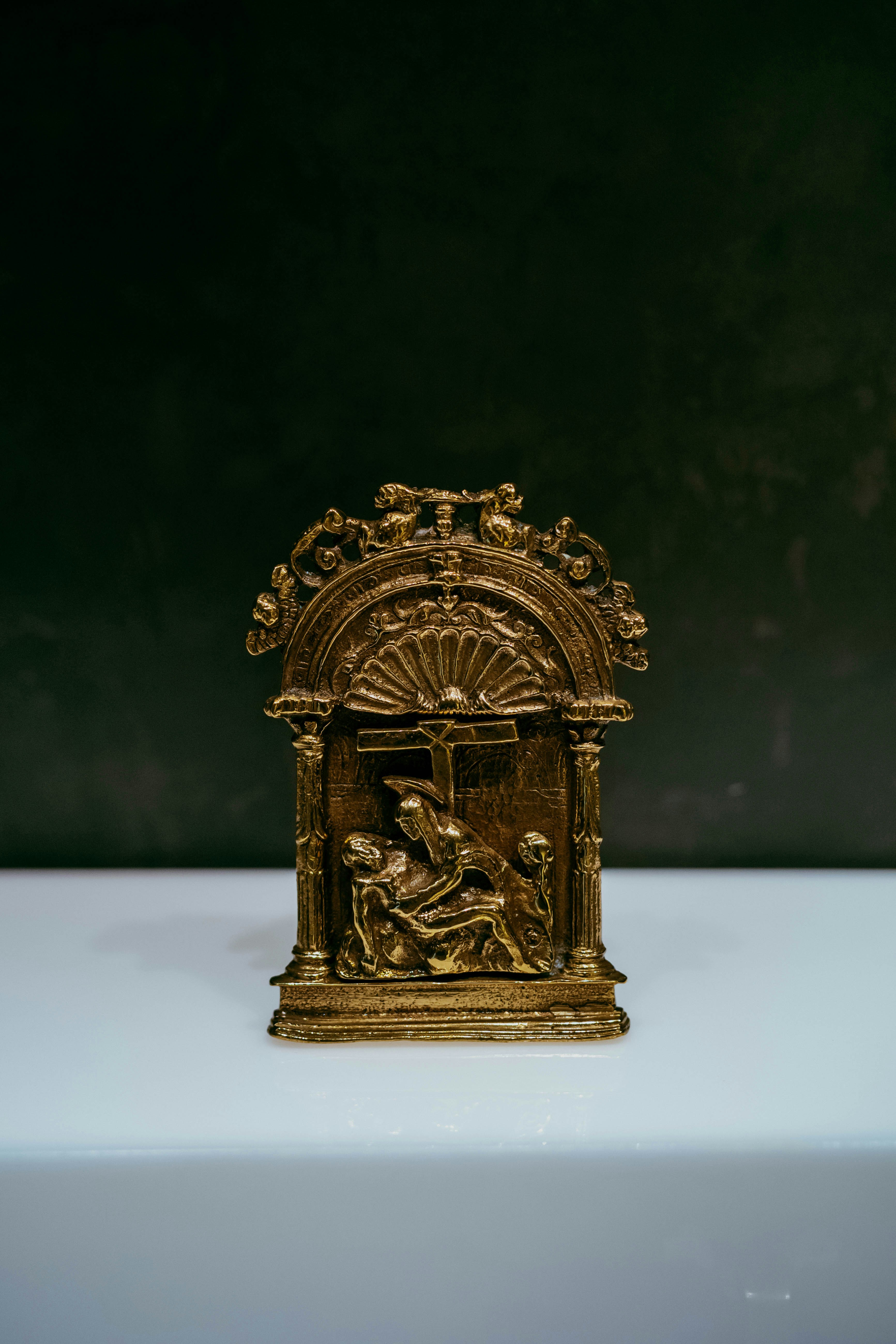 Bronze Archway: A Tiny Relic of Rotunda Glory