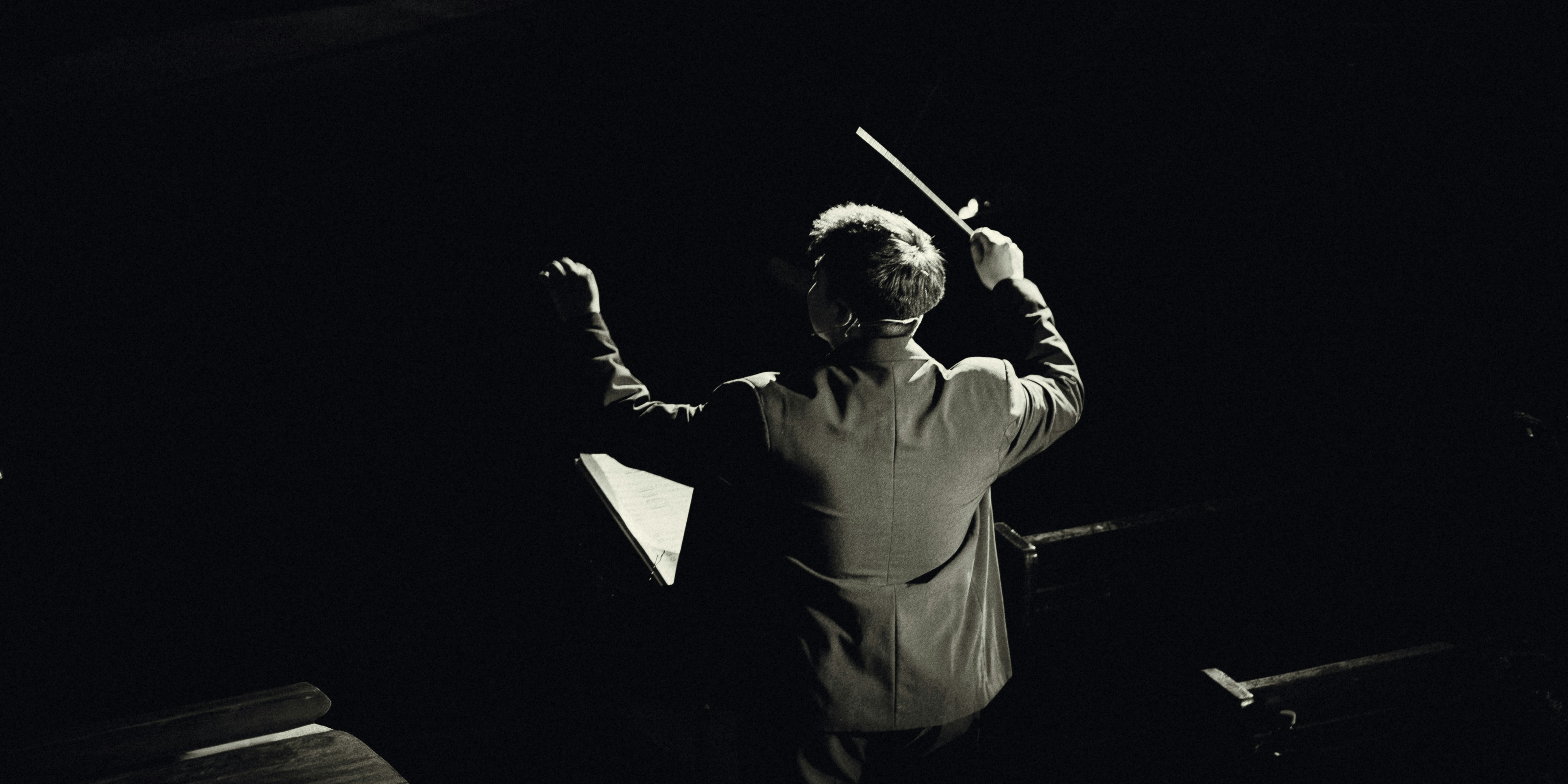 Conductor in the Spotlight: The Silent Crescendo