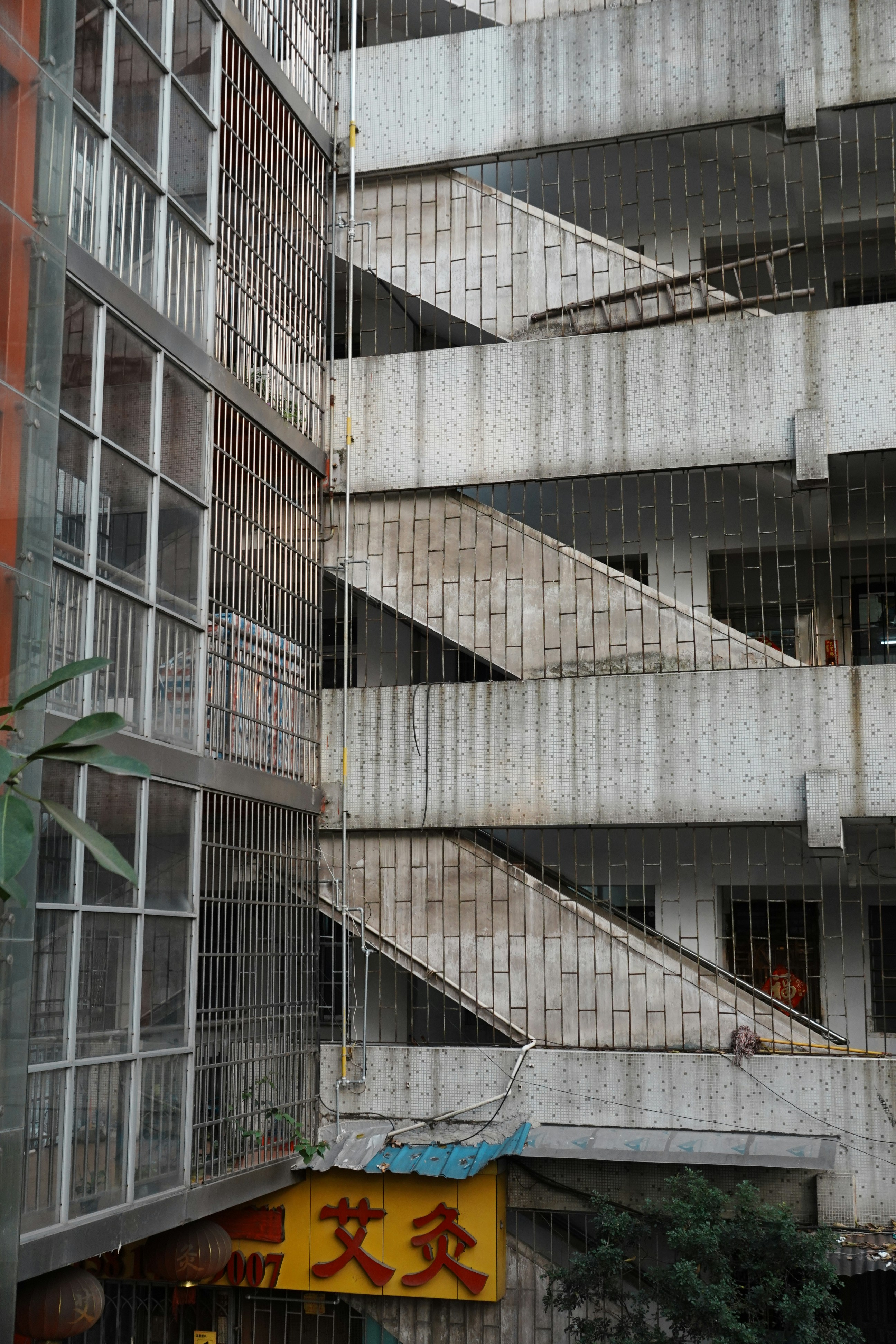 Concrete Staircase Chorus: A Vertical City of Struts