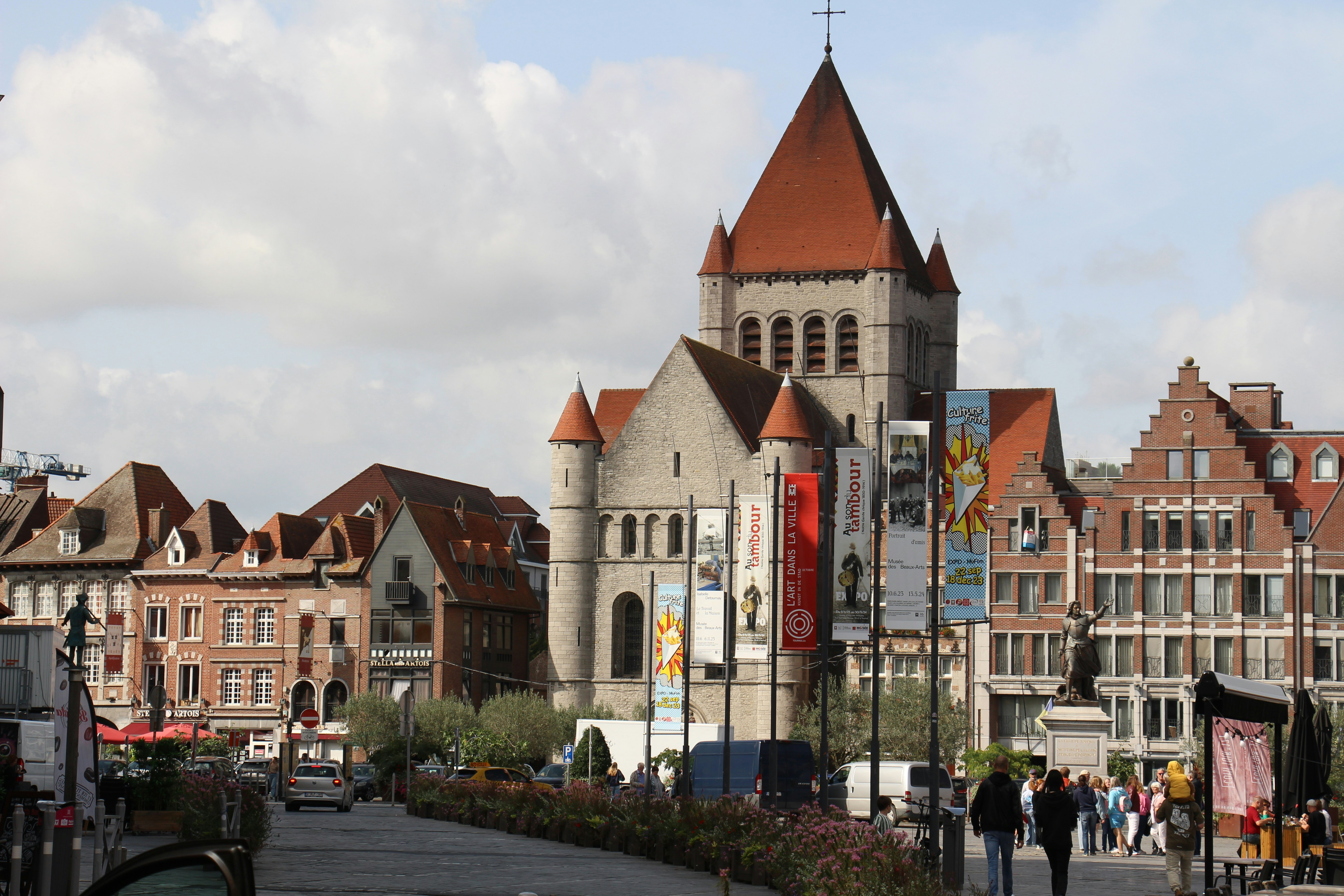 Riverside Castle: A Historic Town Line with Towering Gables