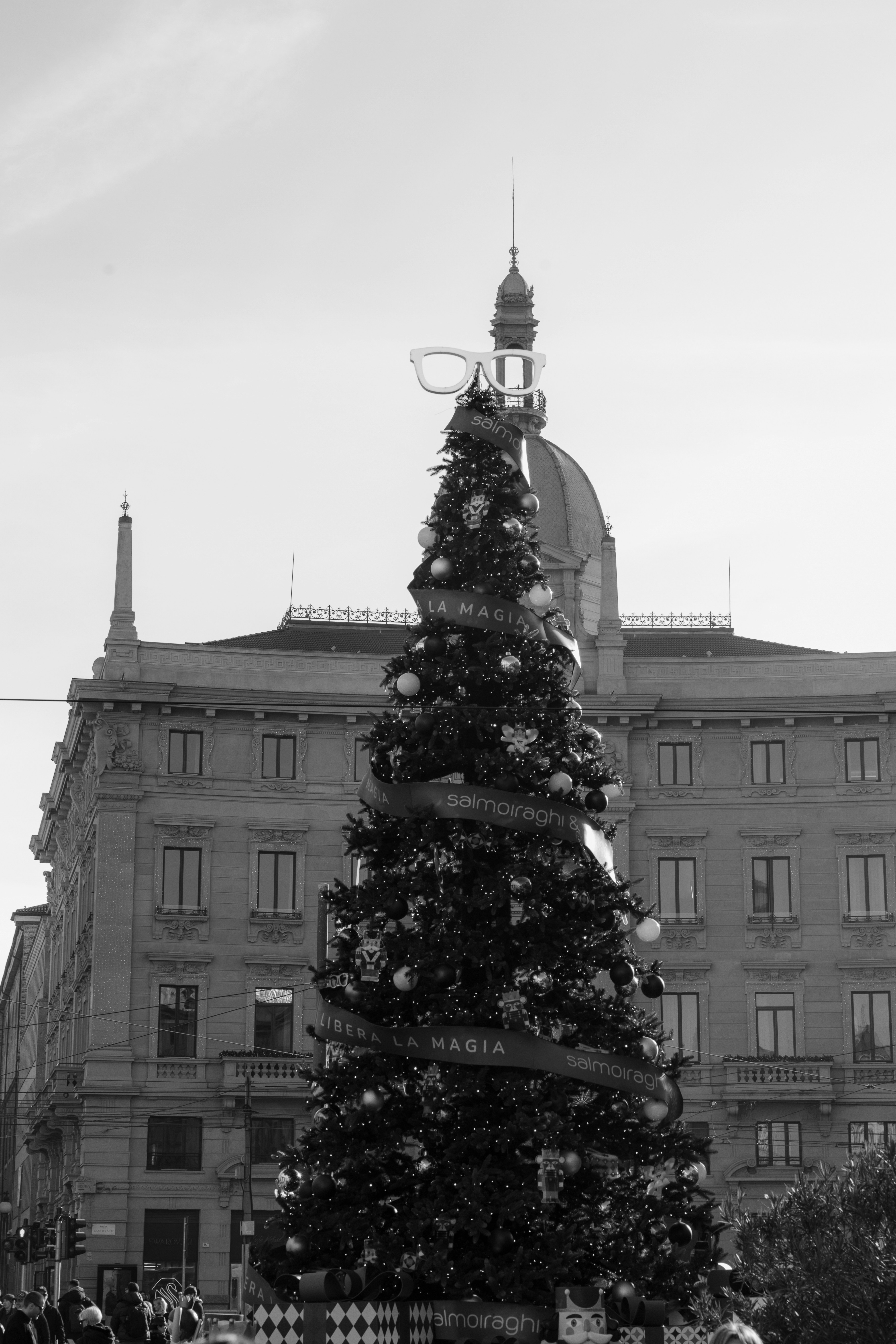 The Gilded Tree Over the City of Calm Night