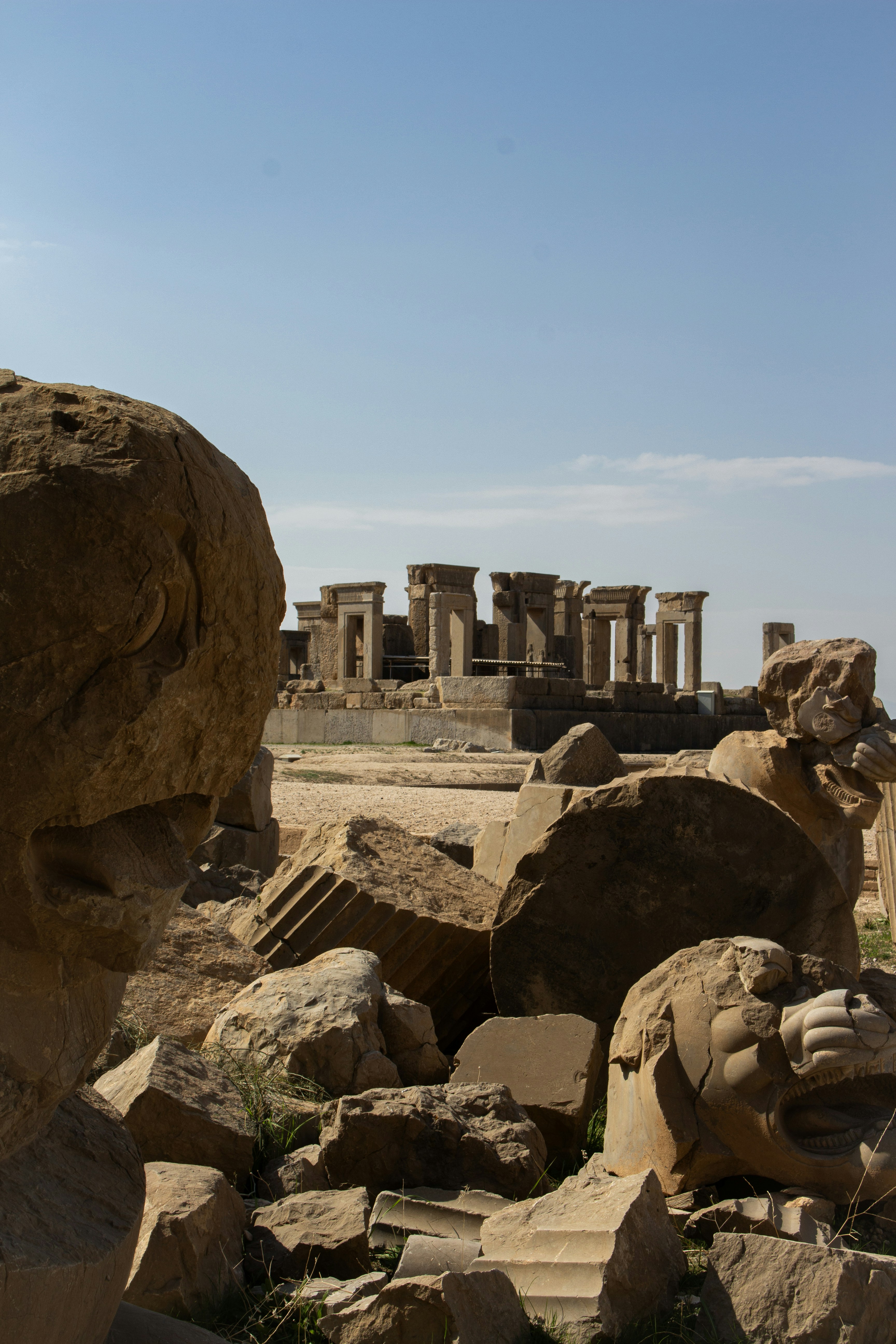 Ruins of the Desert Temple: Stone Figures Guarding the Crumbling Horizon