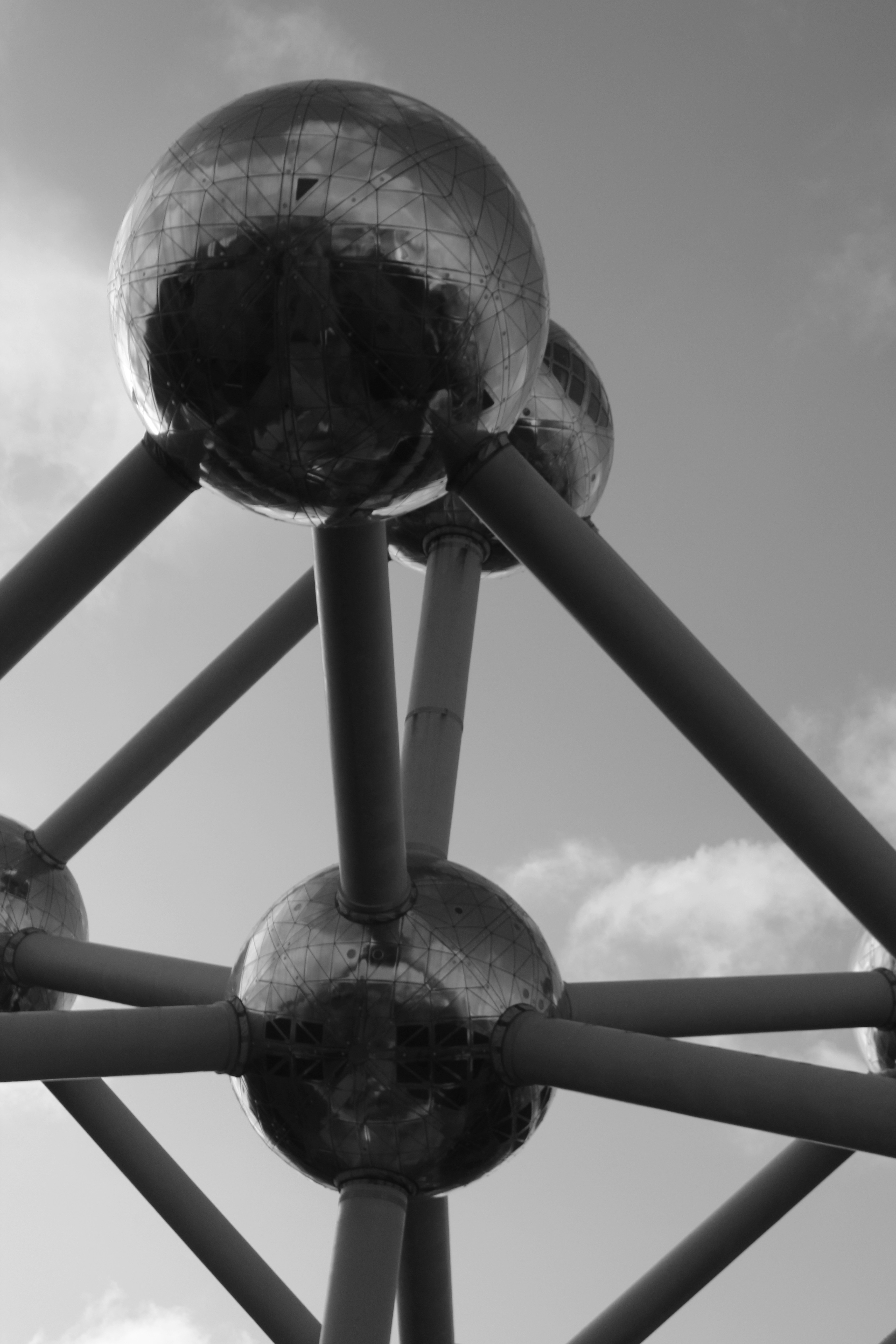 Orchestrated Spheres: A Geometric Constellation of Steel