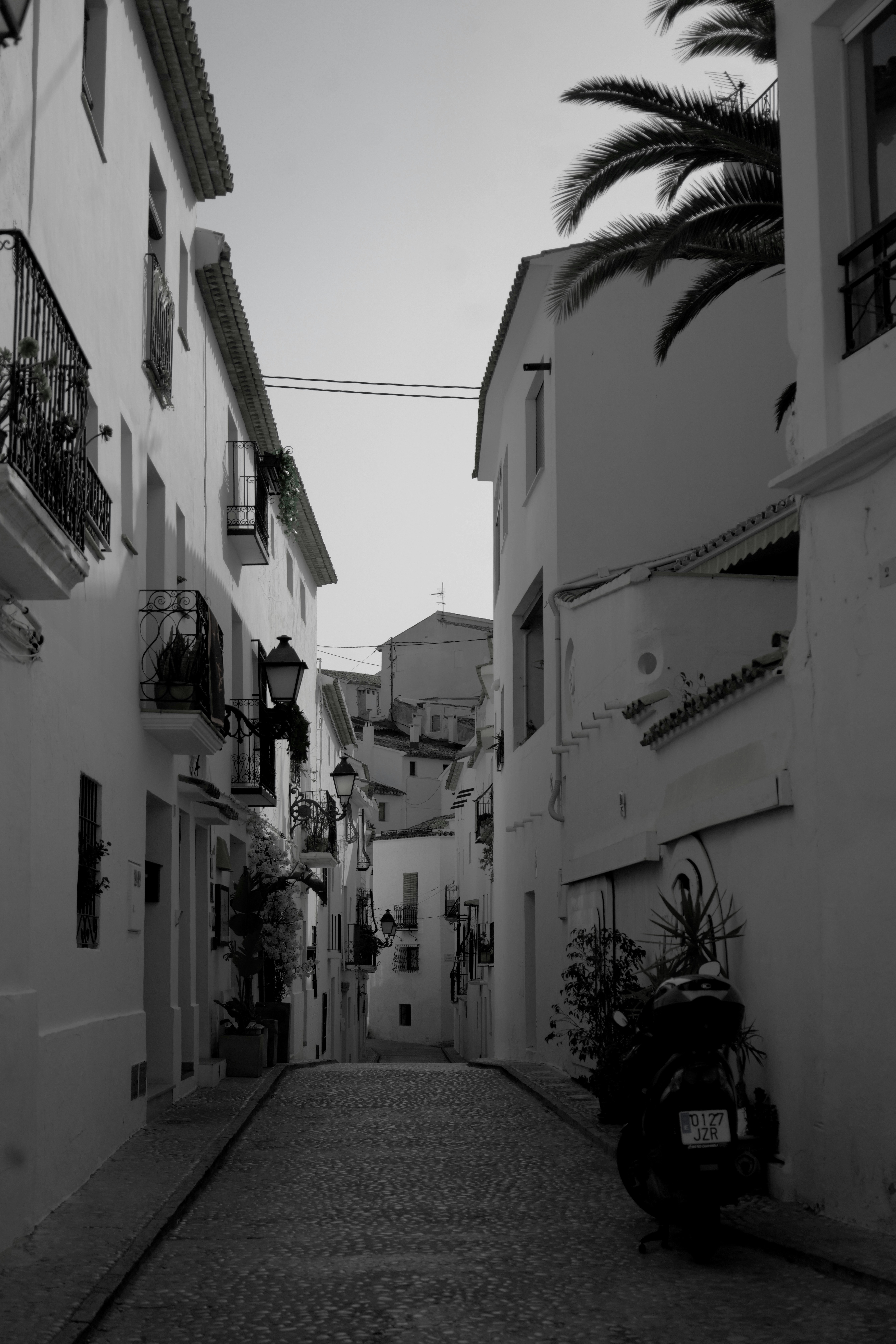Cobbled Lane toward the Quiet District