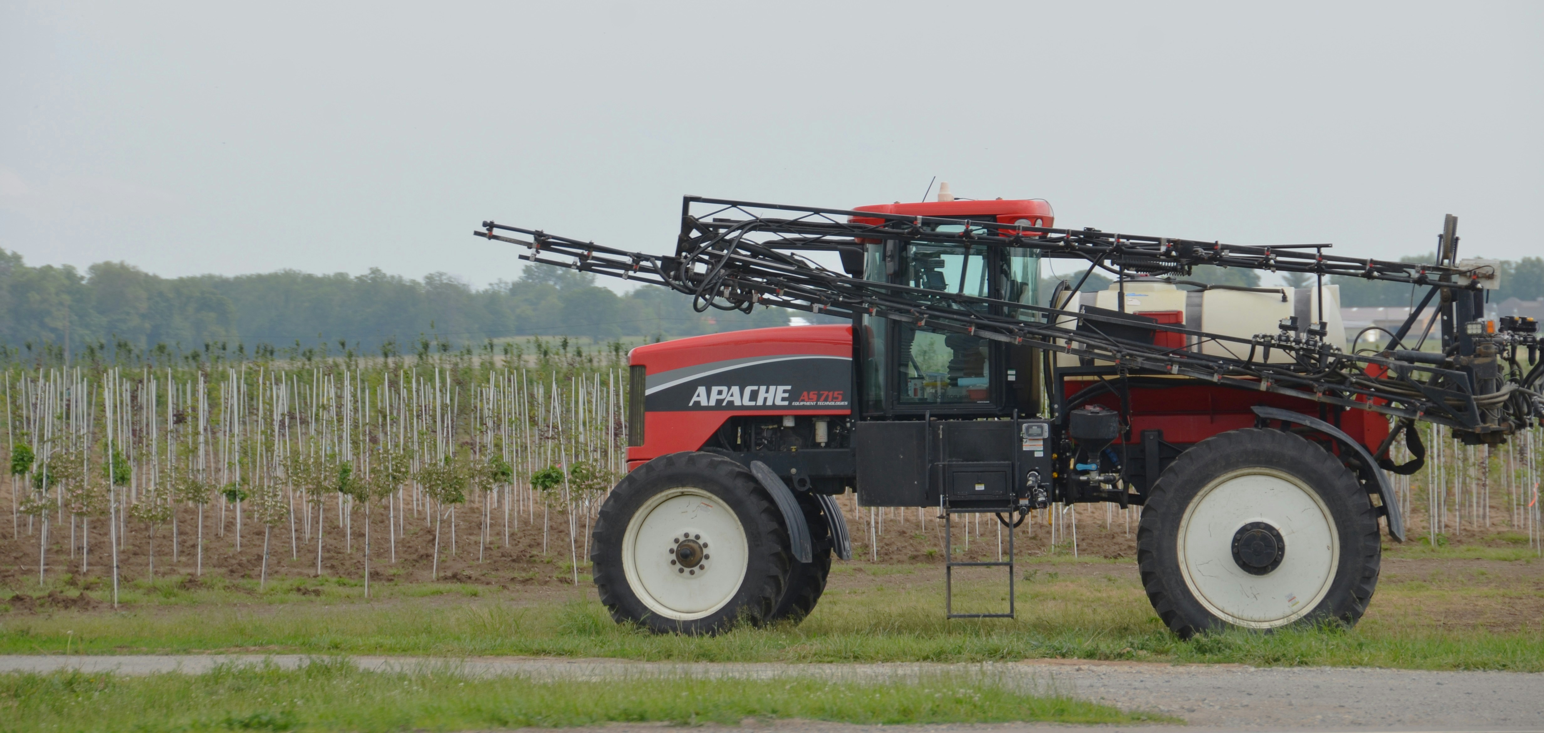 Red Giant Sprayer: a field-ready marvel ready for the row