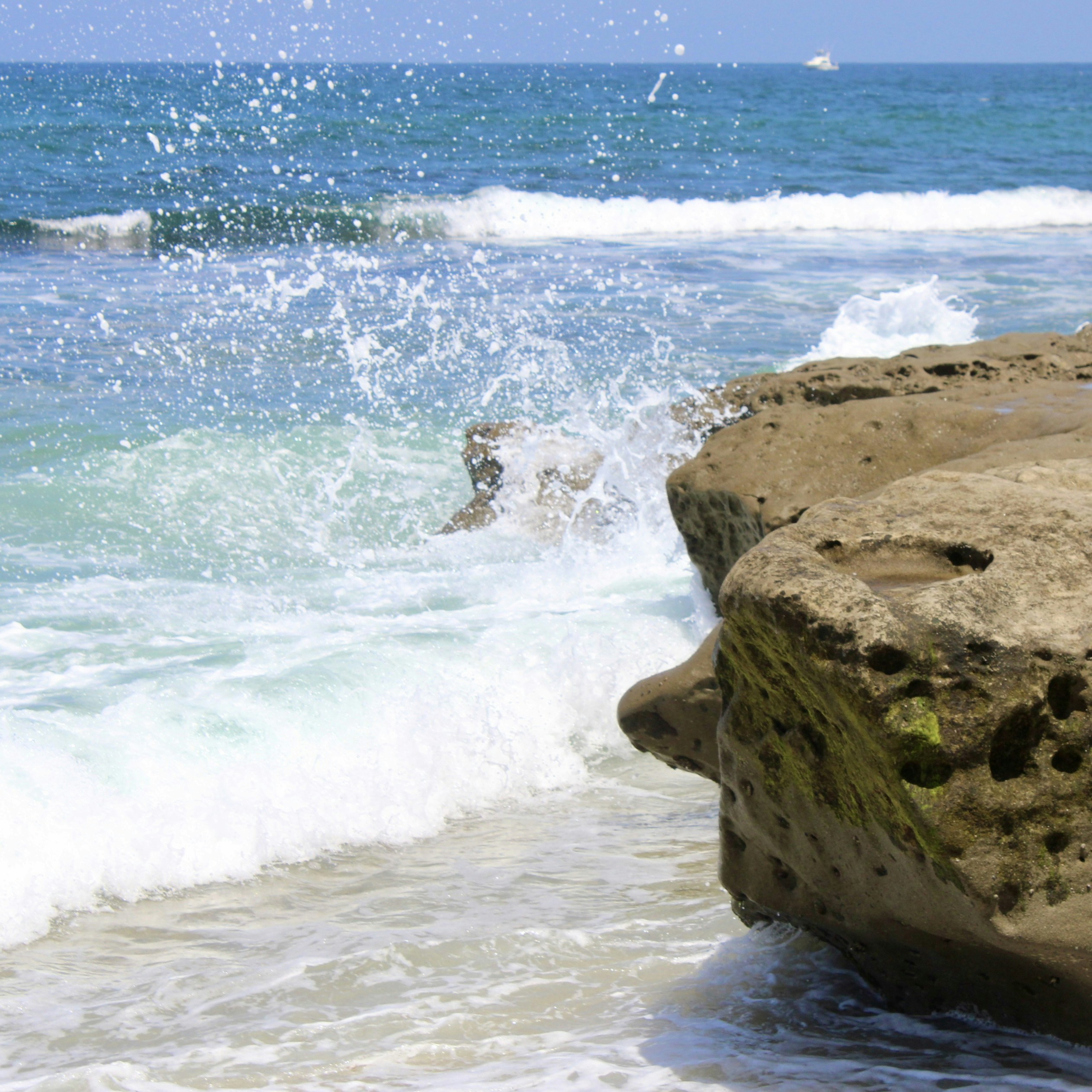 Wave Crest Collision at the Weathered Rock