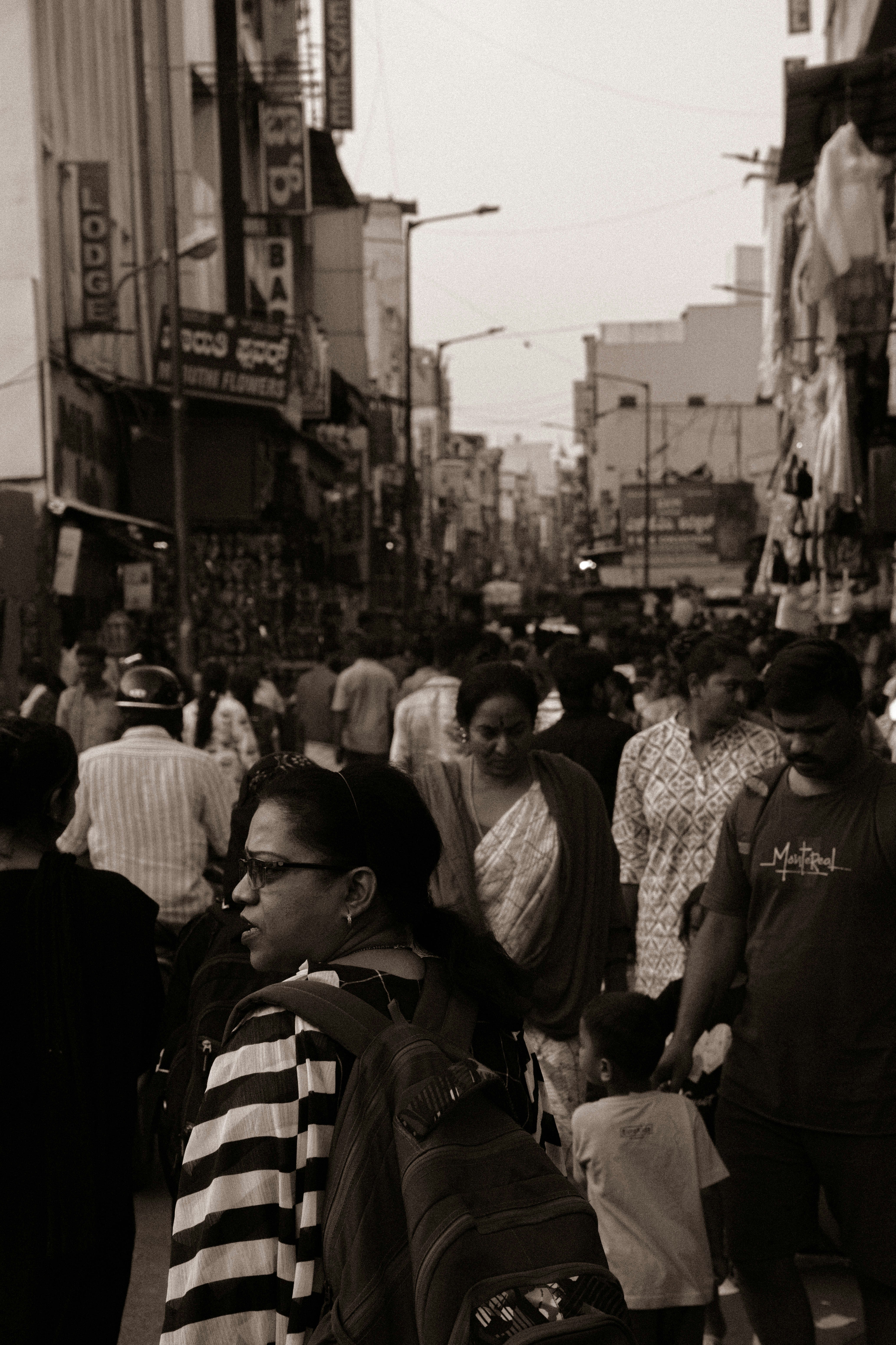 Street Chorus: Faces and Folds of a Bustling Market