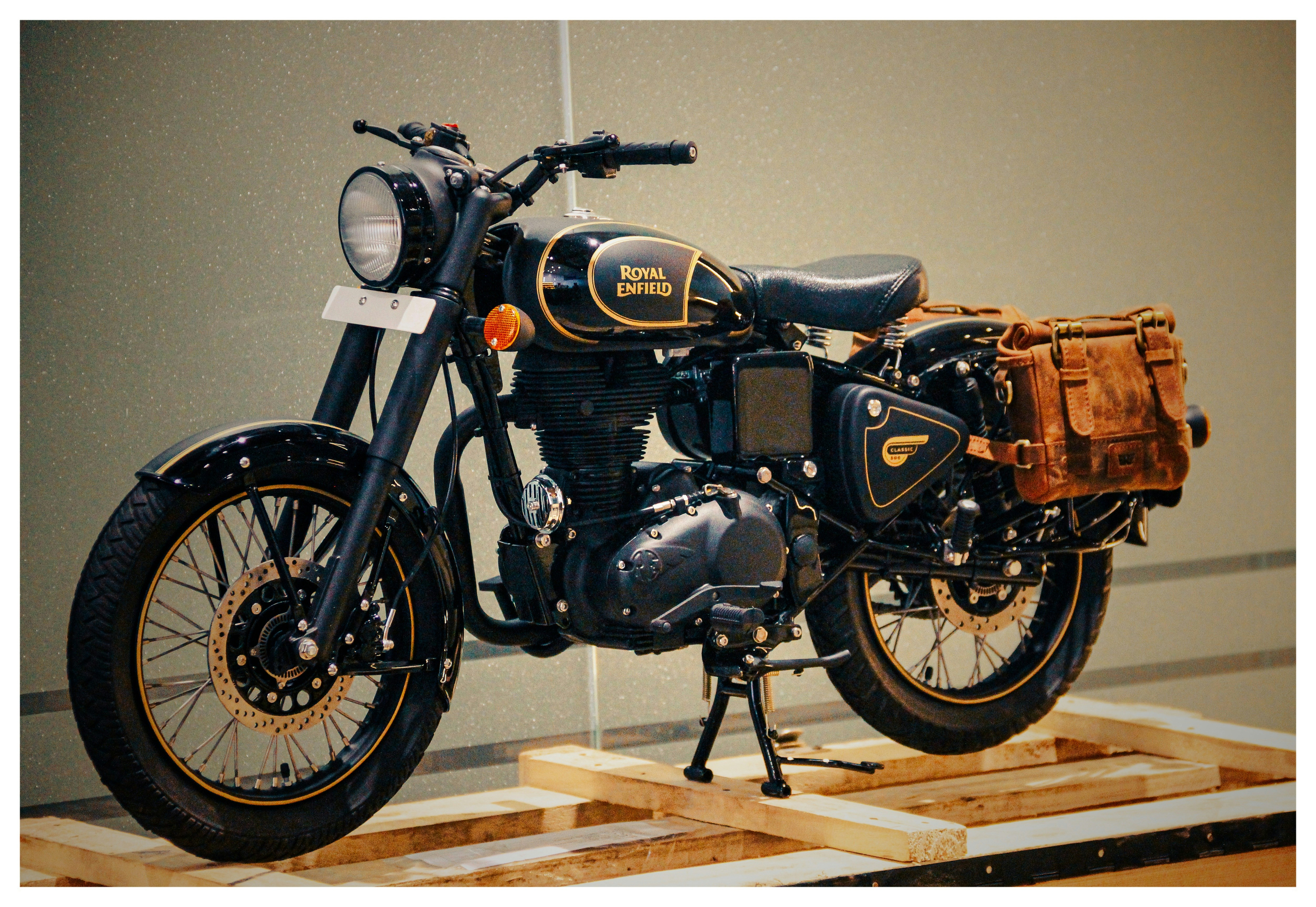 Royal Enfield Tracker: Classic Dual-Purpose on a Wooden Stage