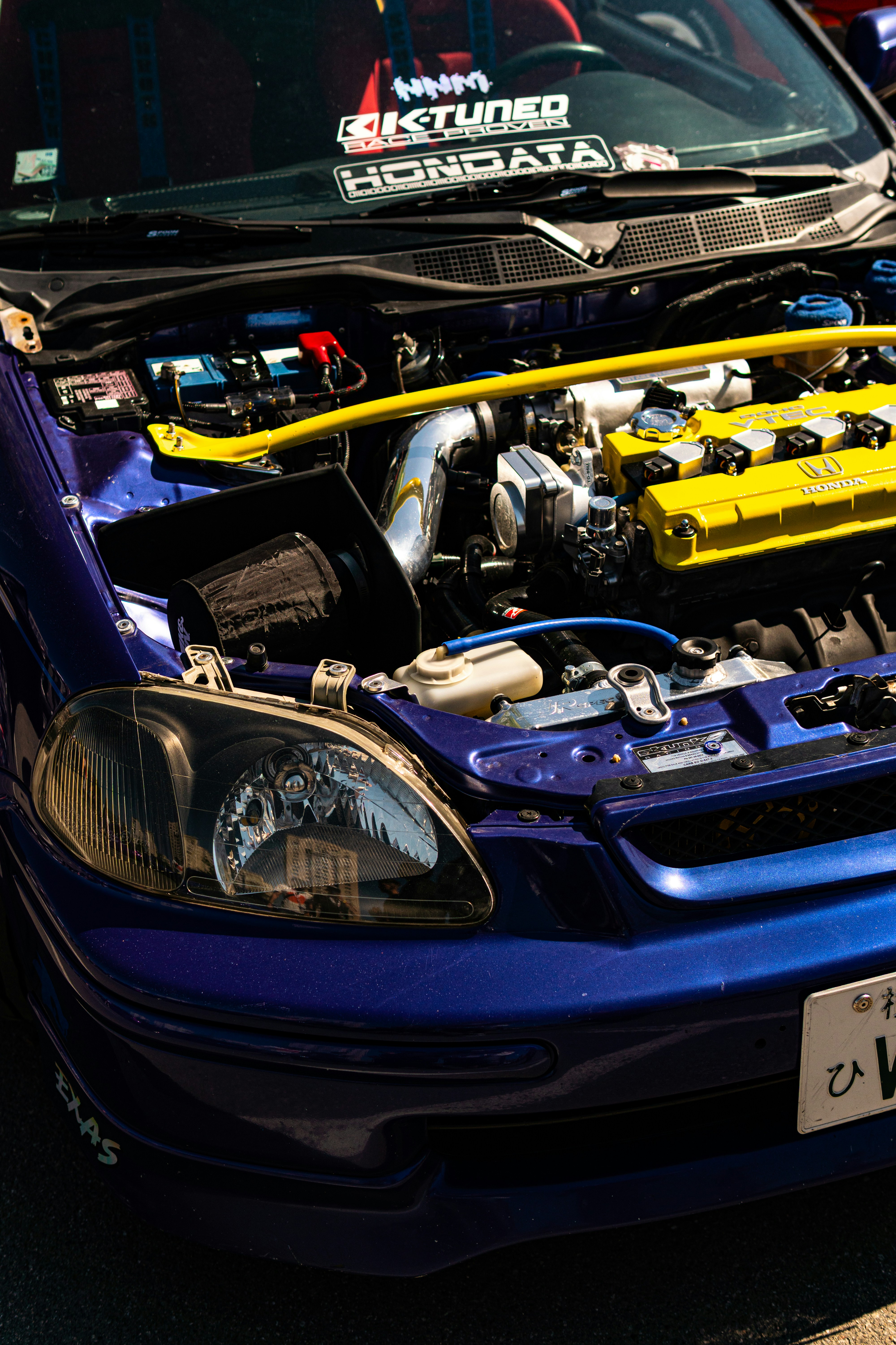 Blue Civic Heartbeat: Acar Engine Under the Hood