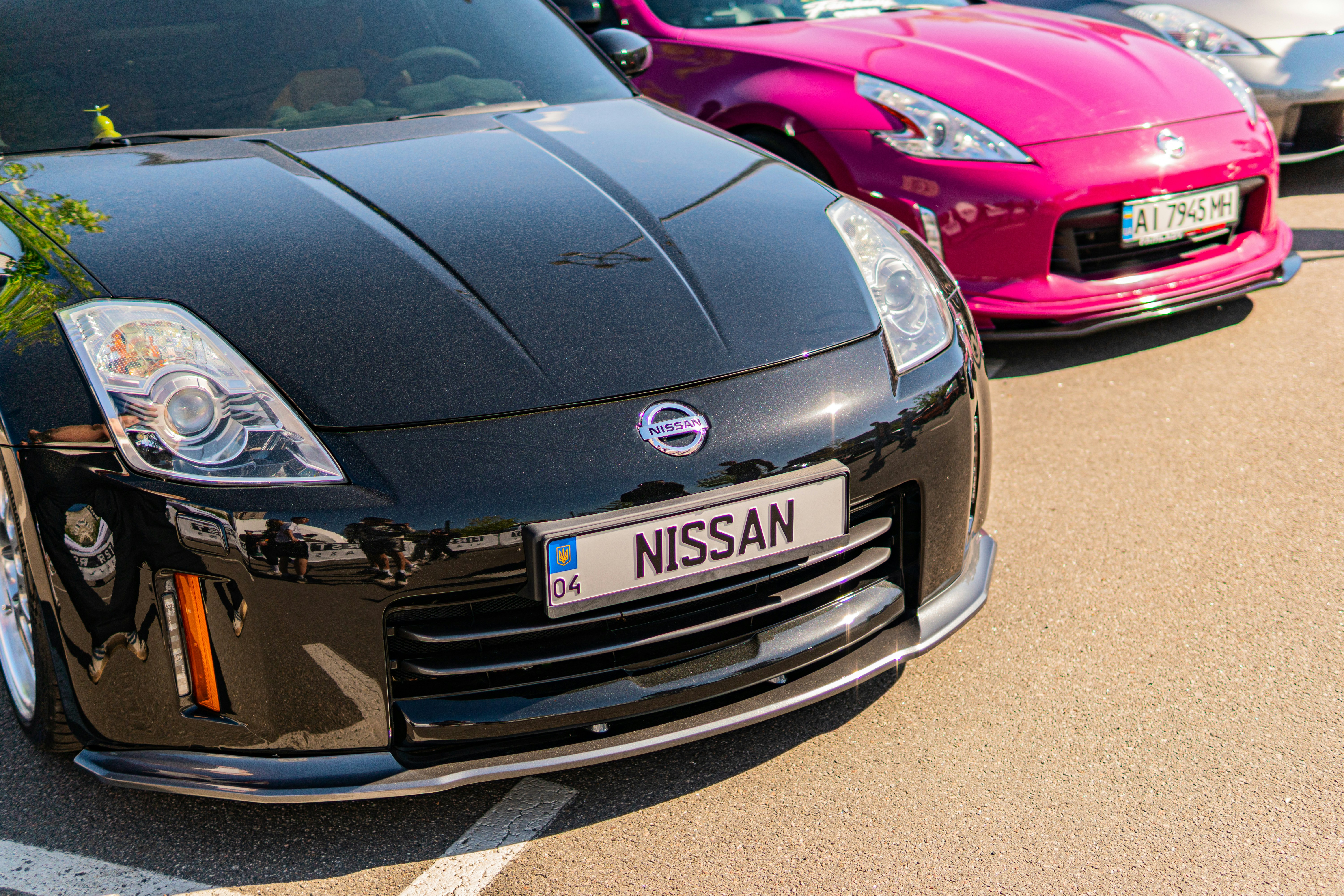 Glossy Nissan Stalwart at a Car Parade