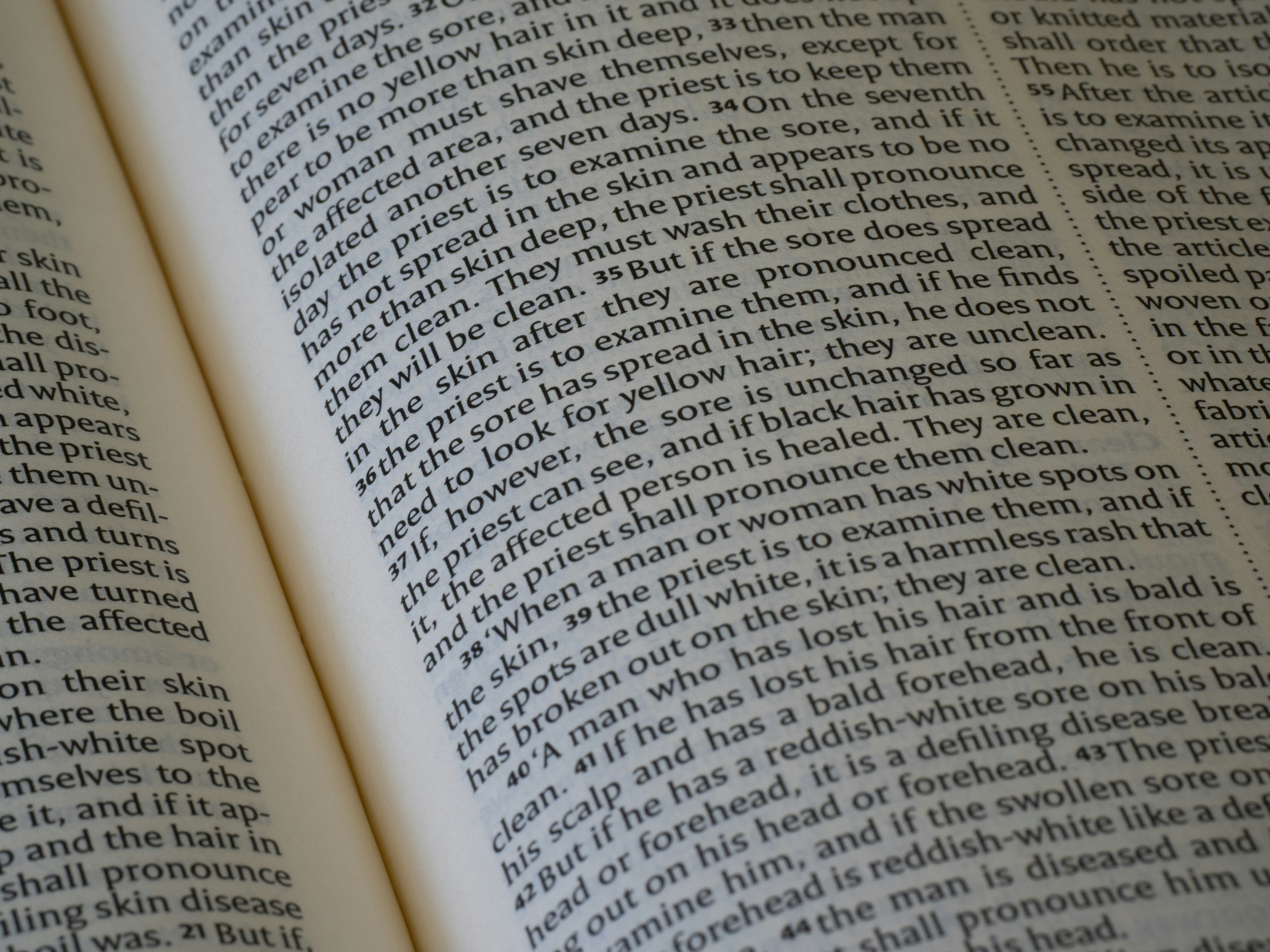 Close-Spread of Text: A Quiet Page Curl