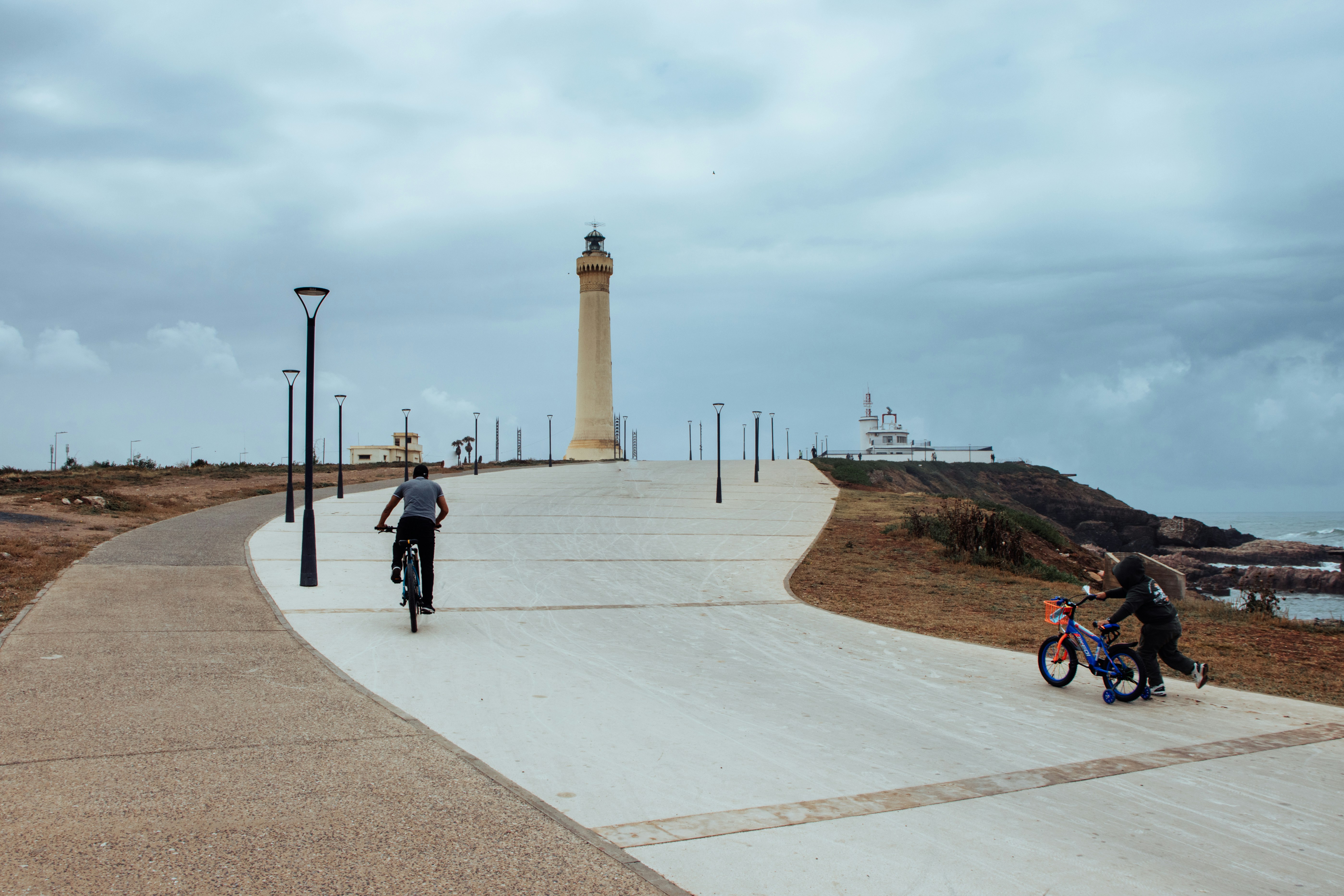 Lighthouse Promenade: A Quiet Walk Toward the Beacon