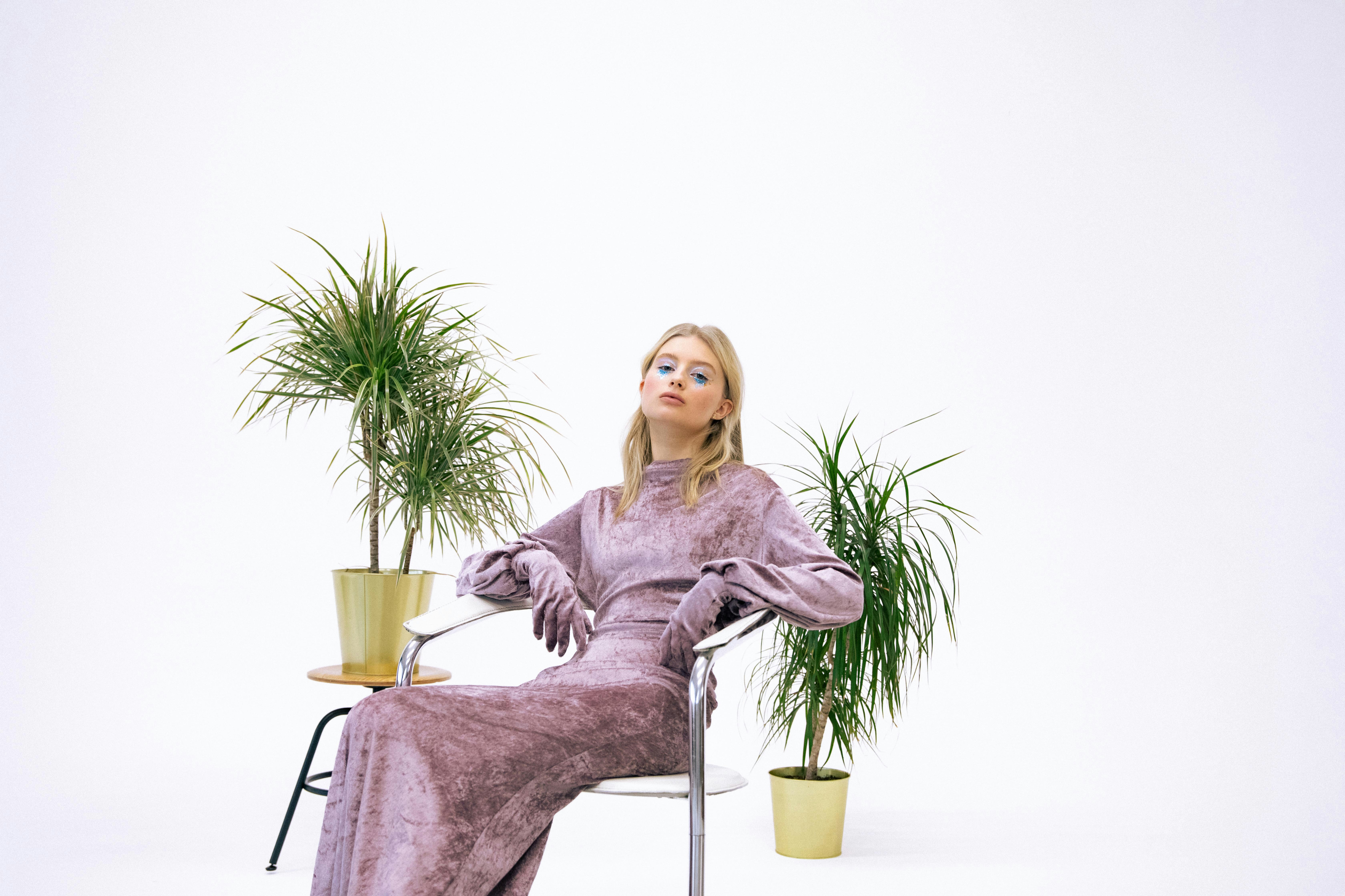 Quiet Grace in a Minimal Studio