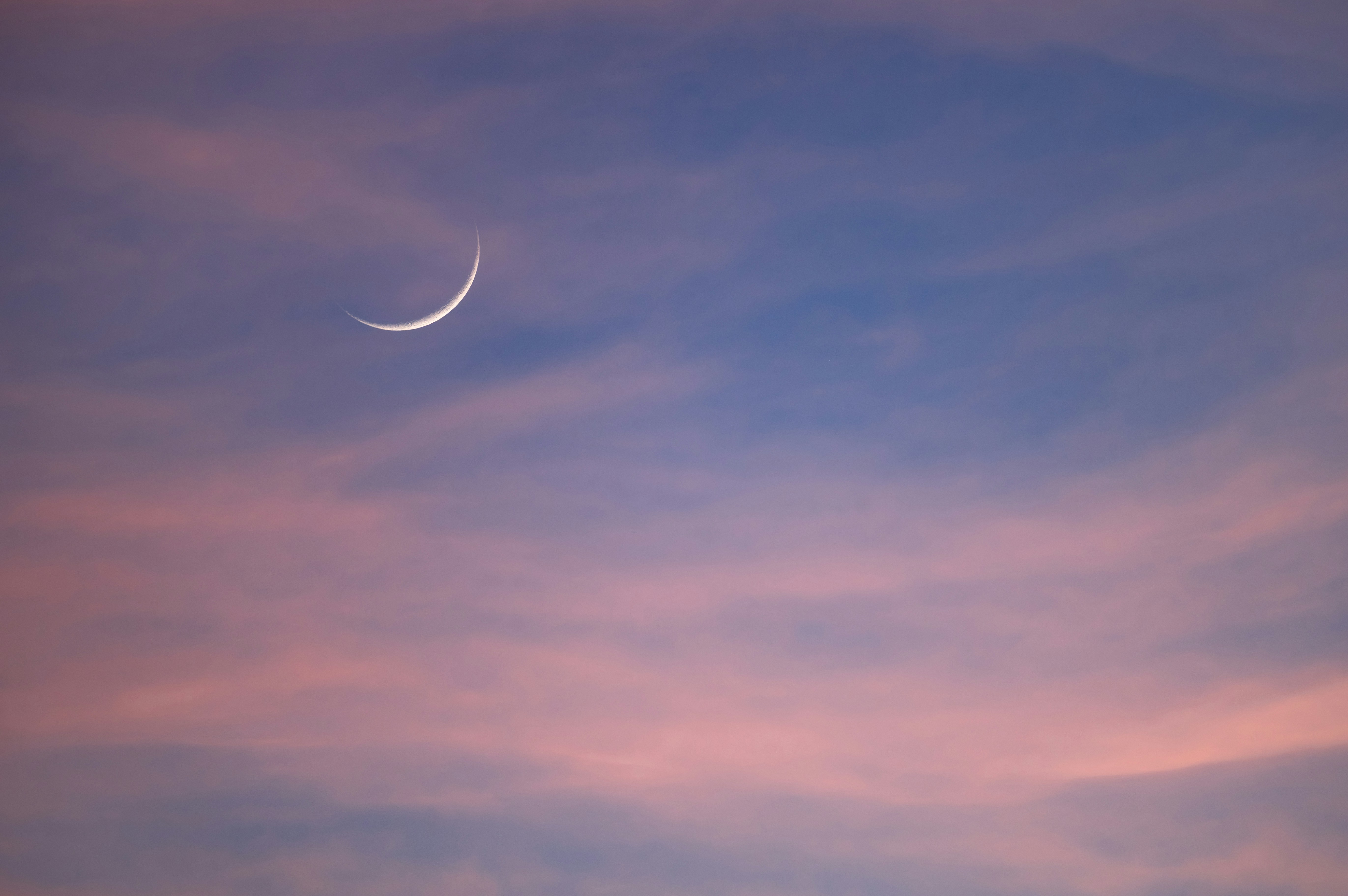Crescent Quiet: Dusk Sky with a Delicate Crescent