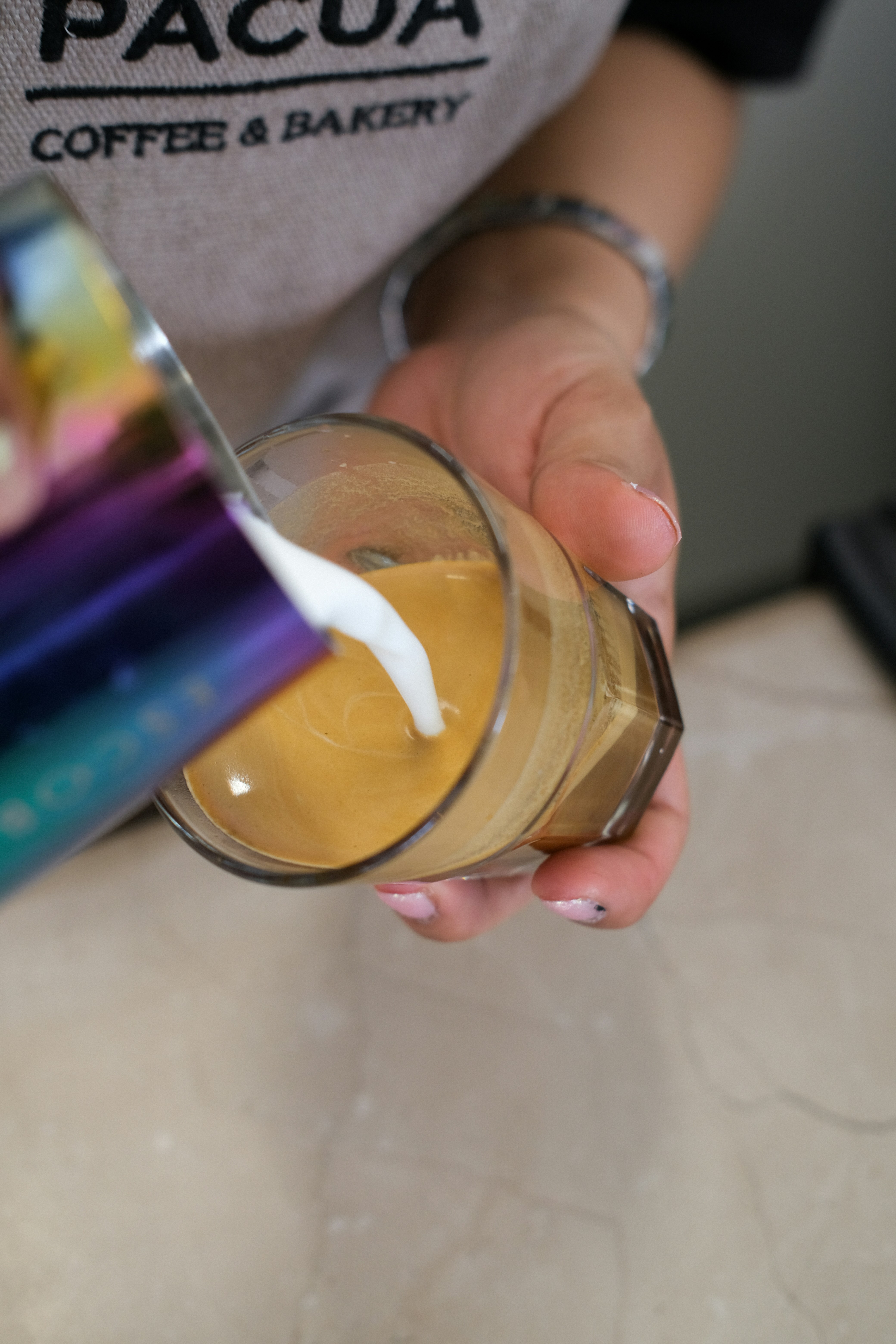 Pouring Latte Art: Cream Ribbon Weaving into a Glass
