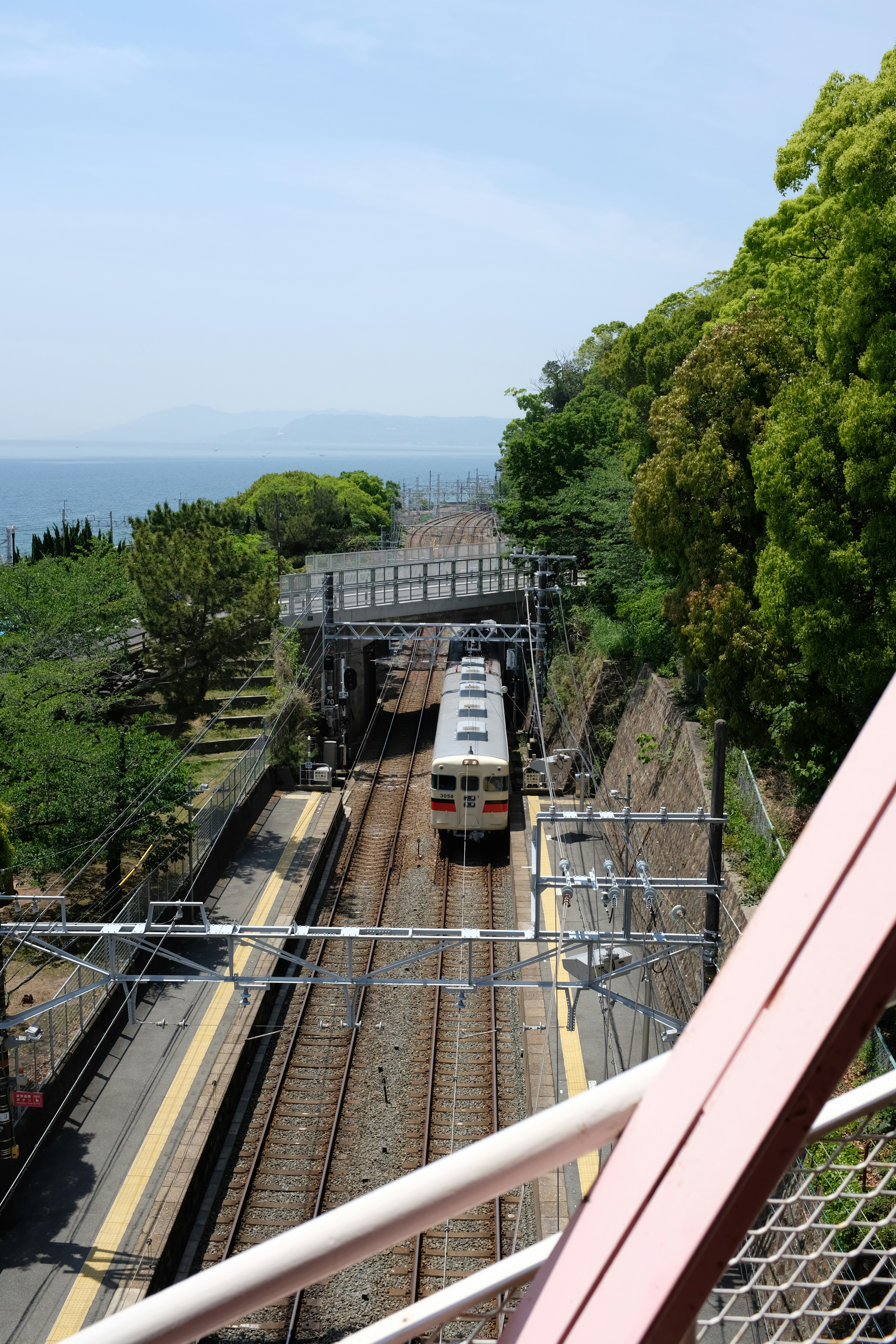 Train-to-Sea Corridor: A Coastal Rail Snap from the Bridge