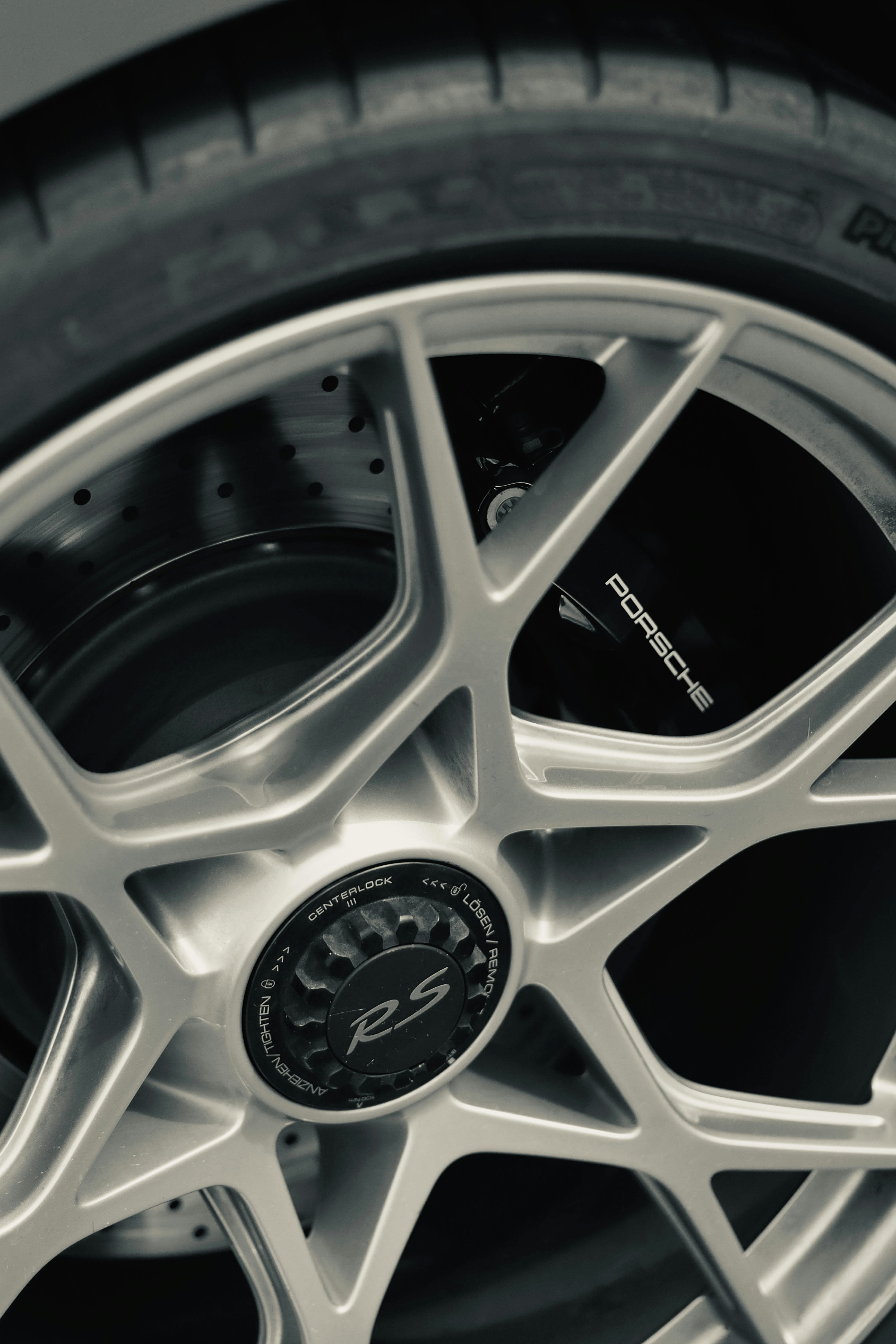 Precision in Motion: The Porsche Wheel and Rim Detail