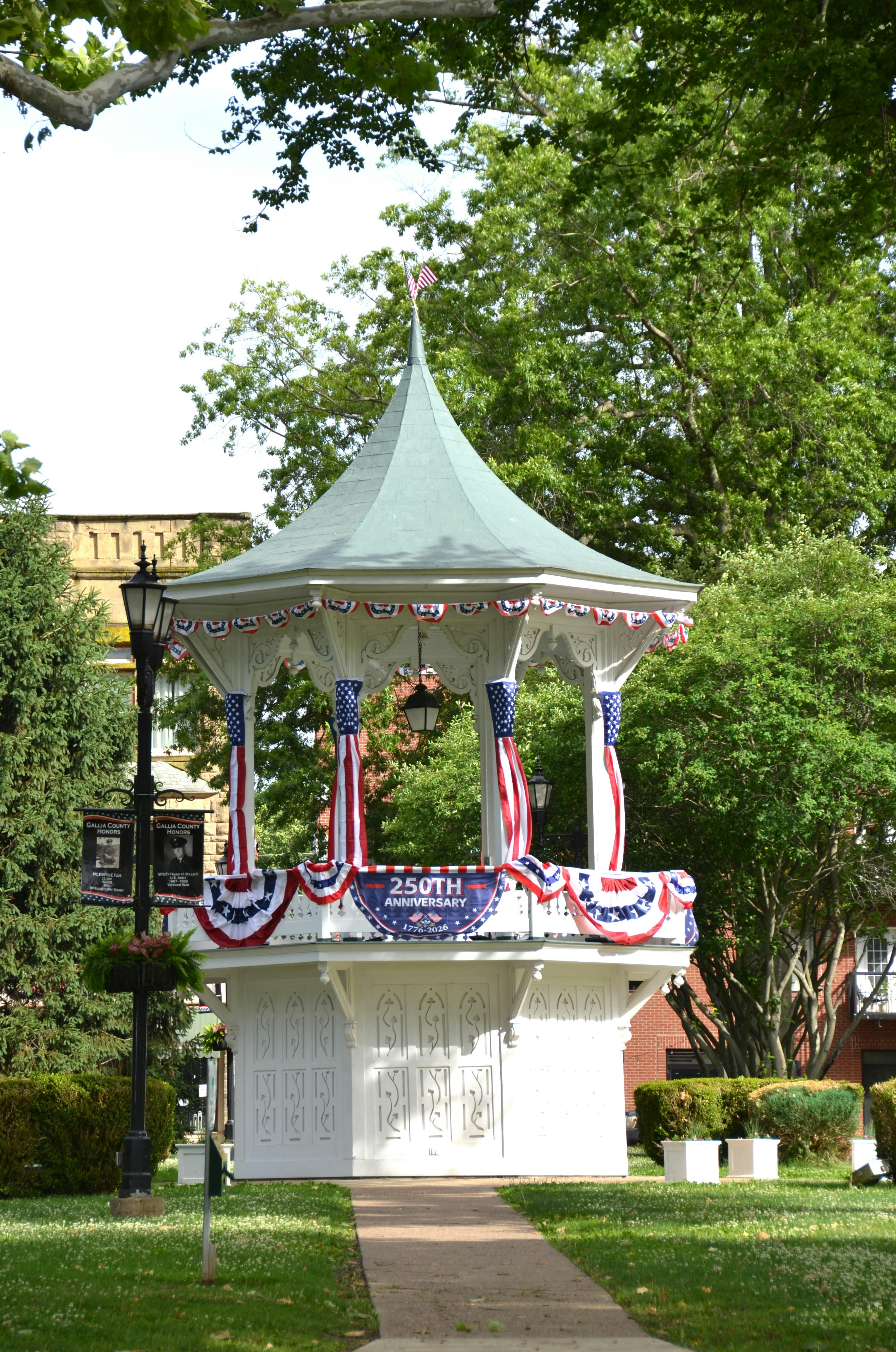 Patriotic Gazebo: A 250th Anniversary Celebration in the Park
