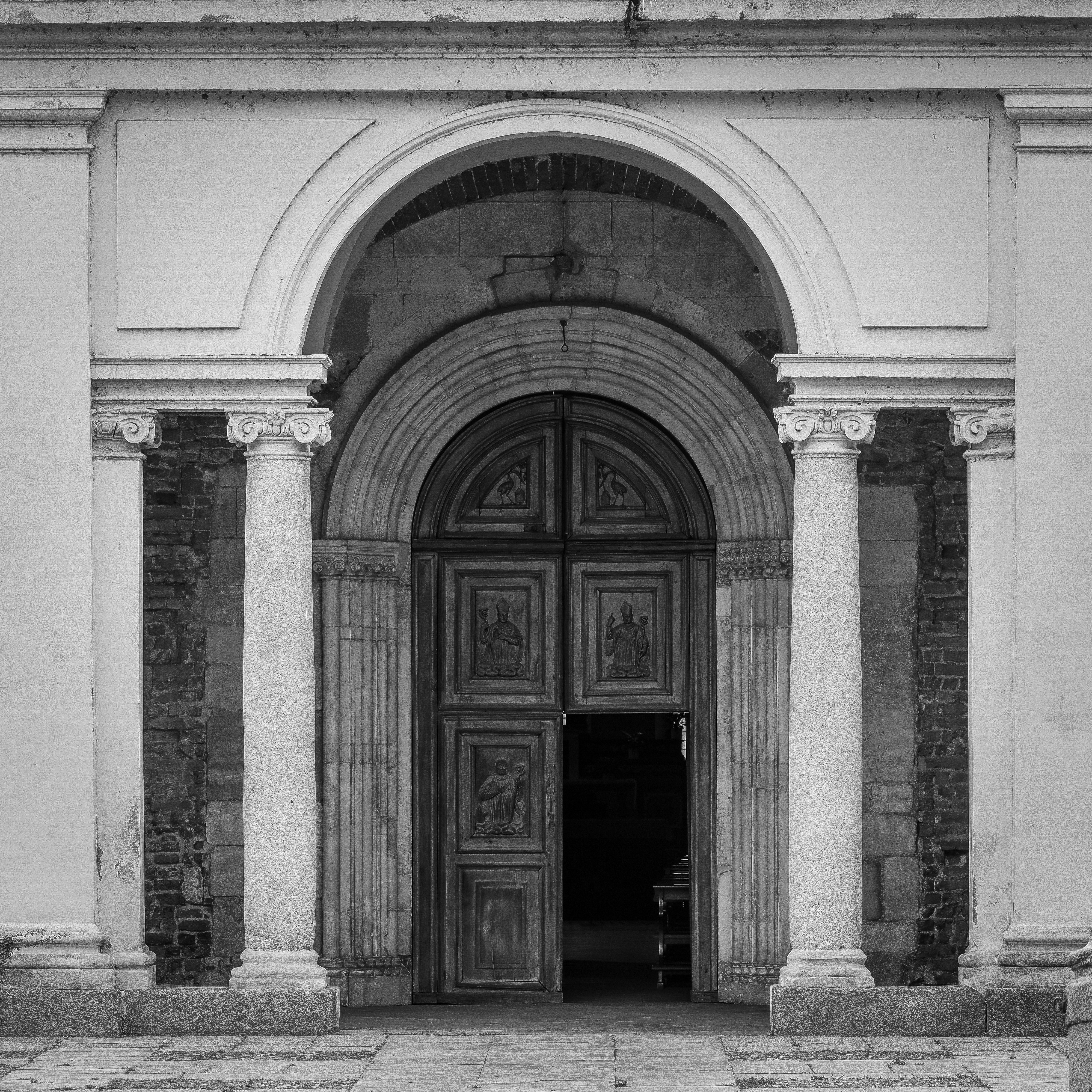 Ancient Portal: A Monolithic Archway Guarding Silent Entrances