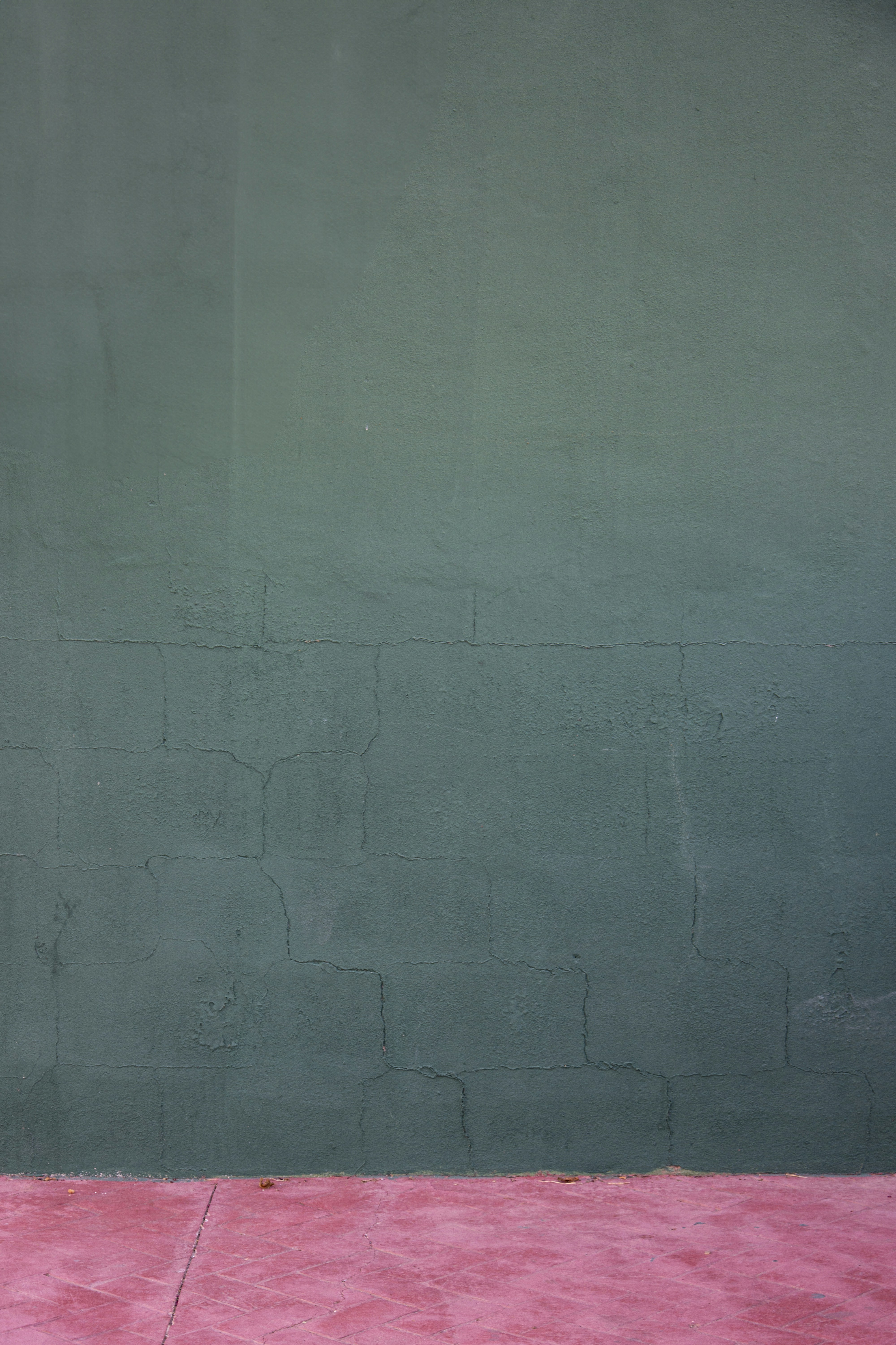 Crimson Curb and Quiet Wall