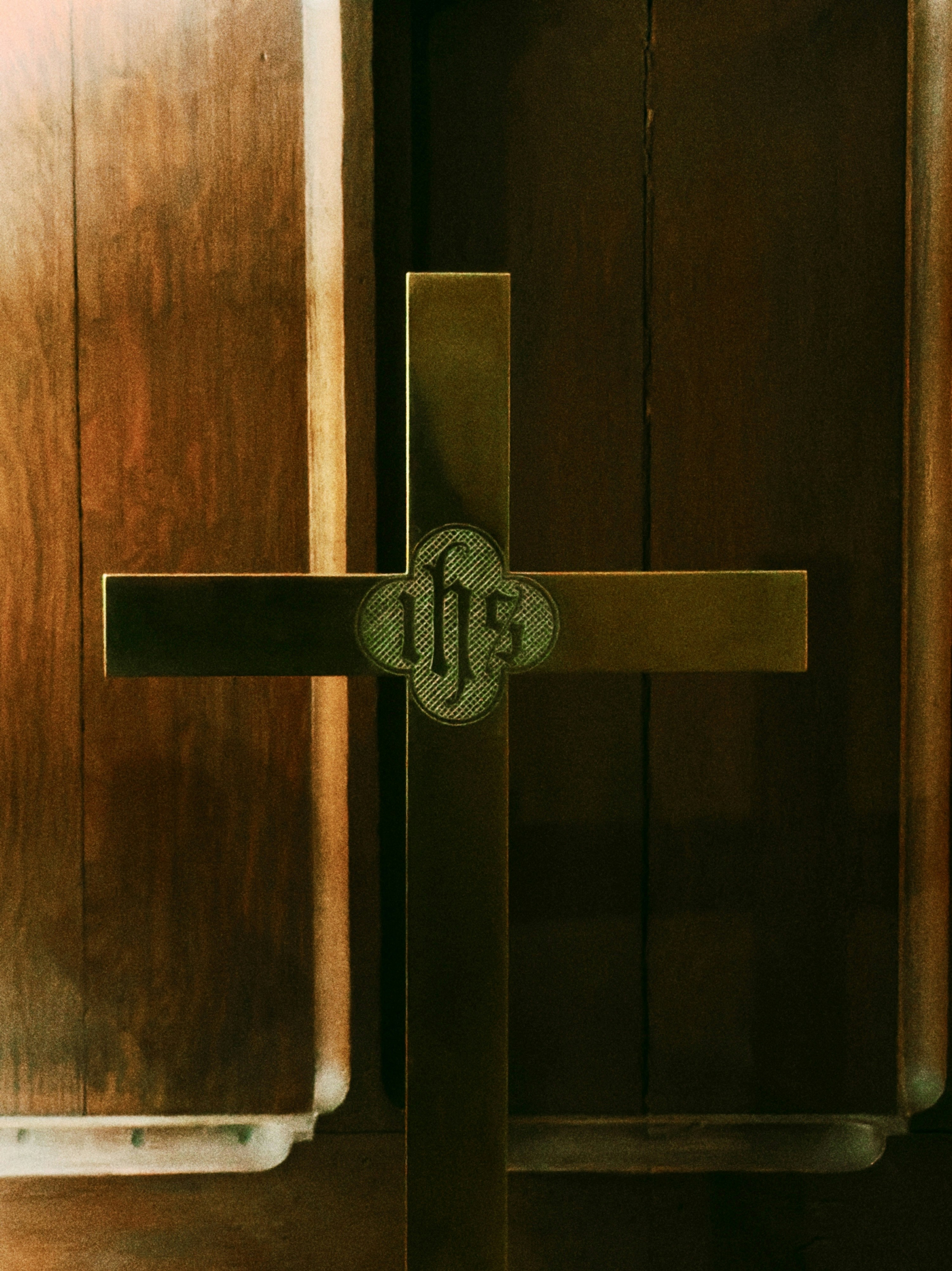 The Silent Cross at Center Stage