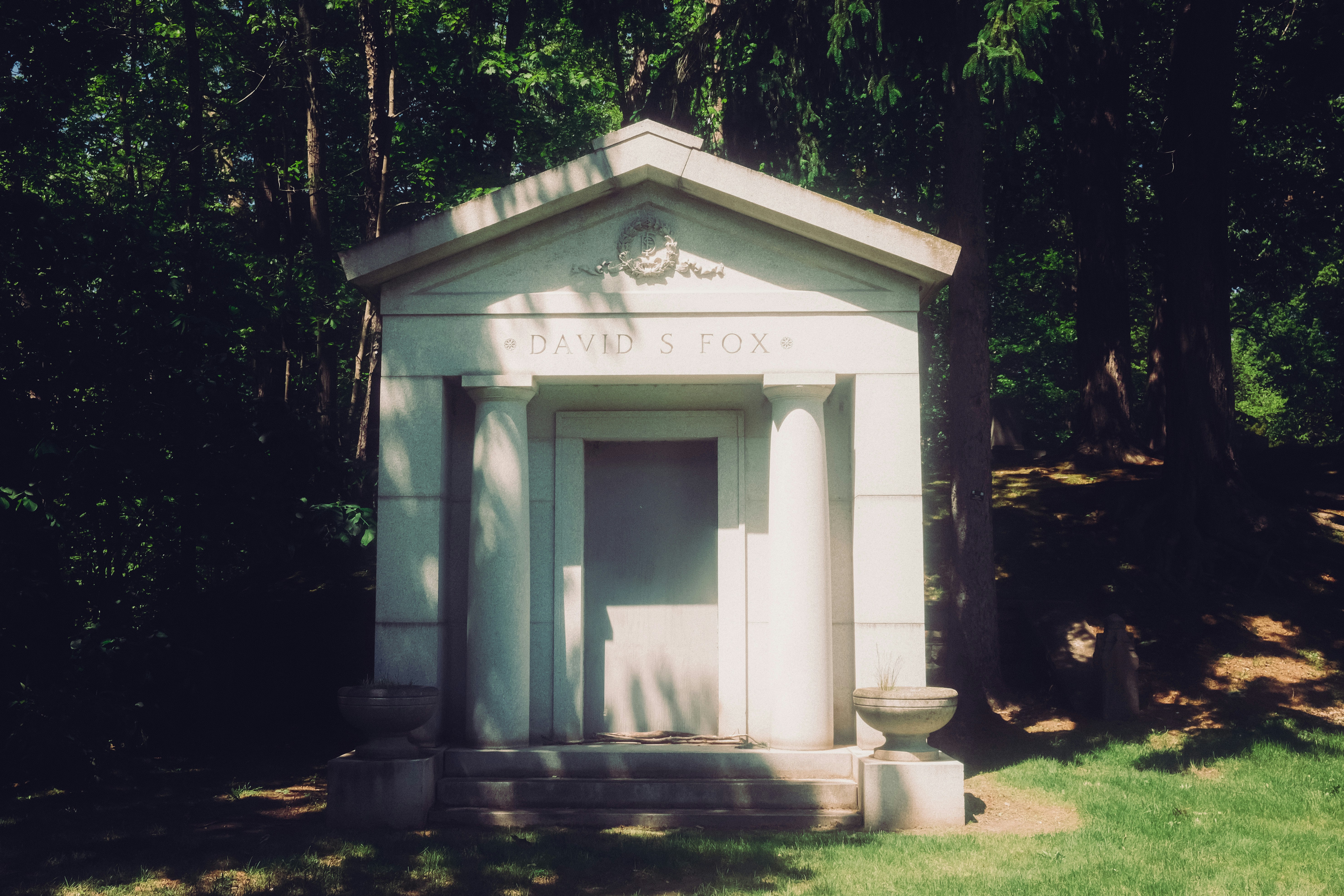 Quiet Vault in Granite Light