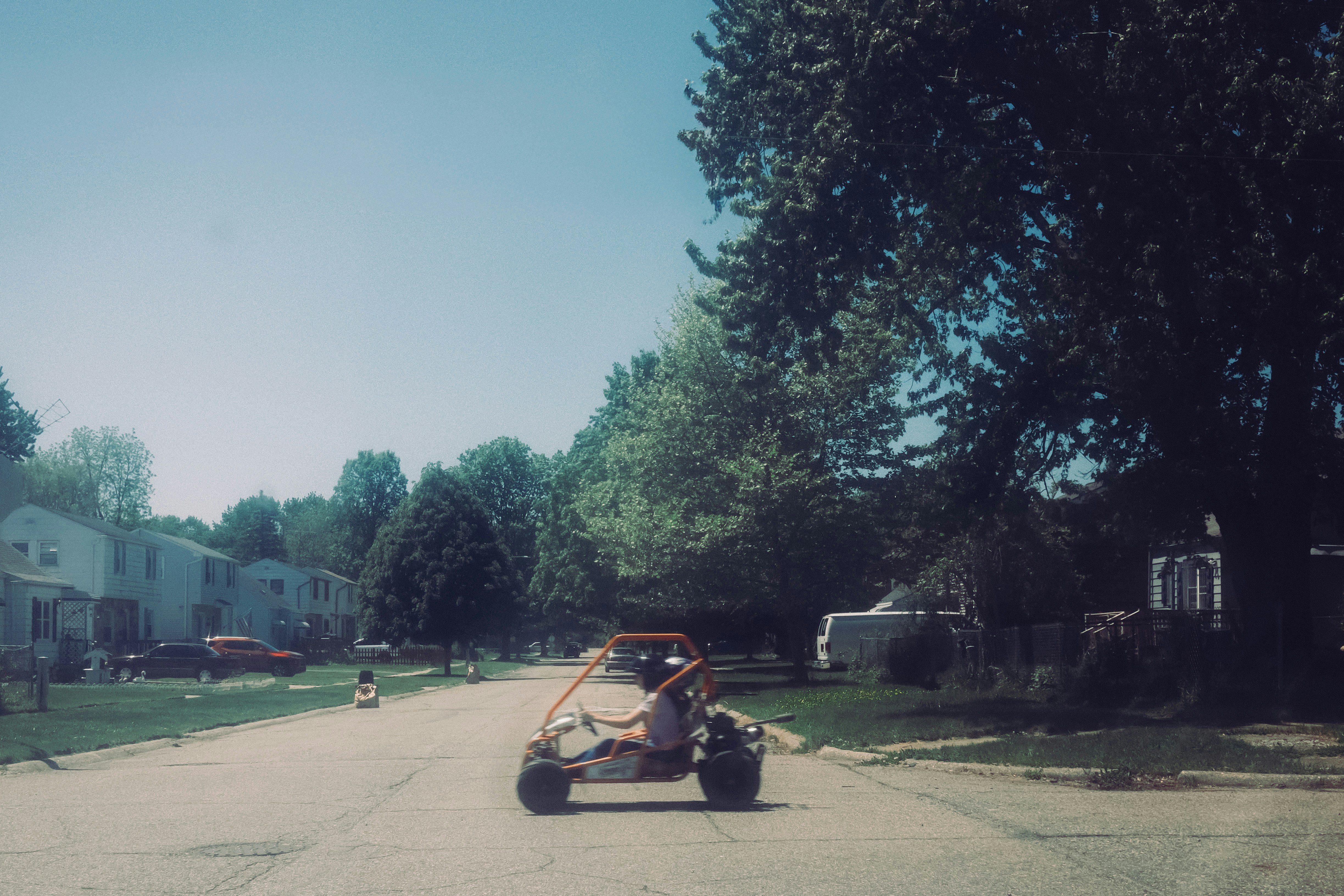 Dusty Drive: A Small Racer at Center Street