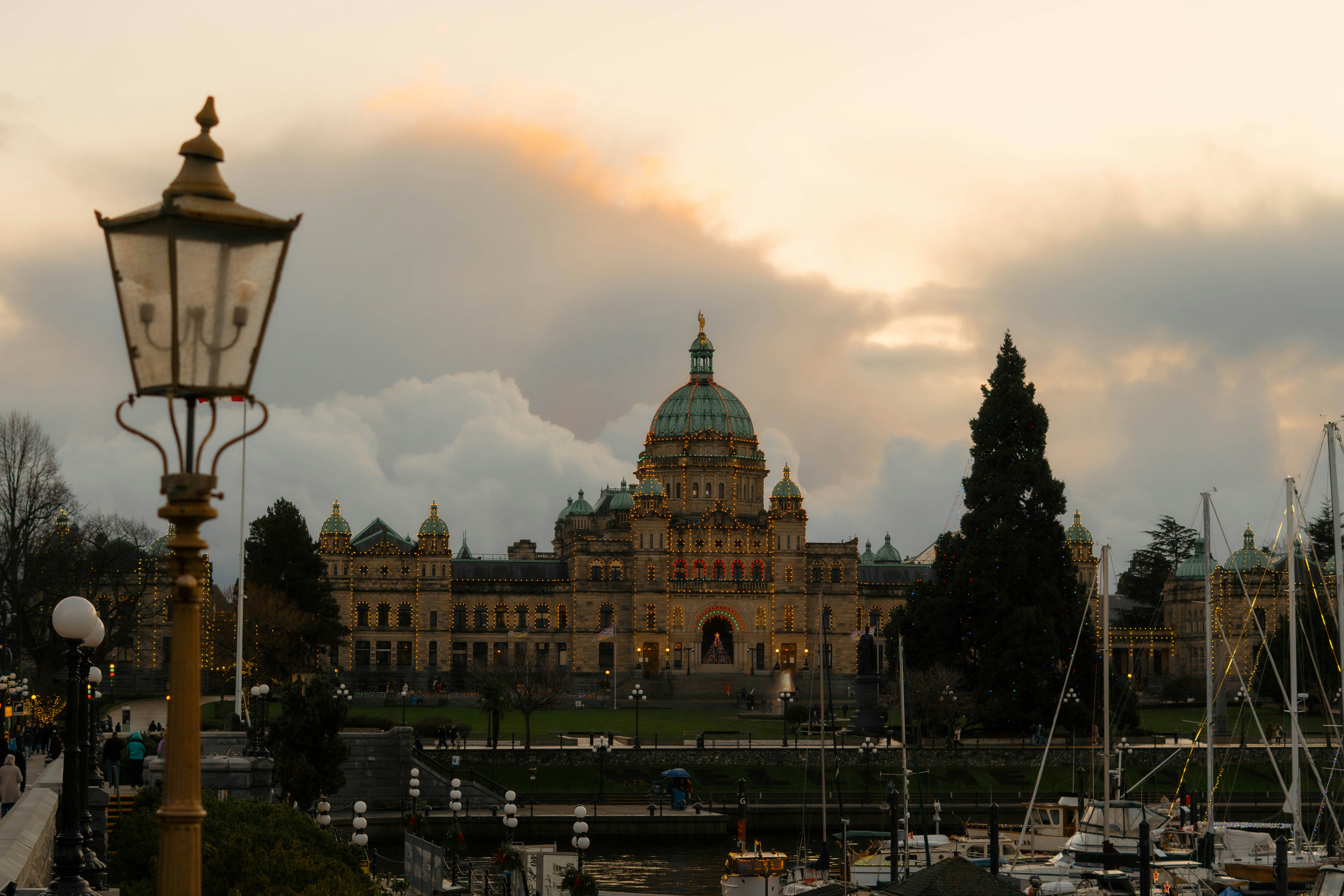 Harboring Majesty: A European City Hall Overlooking a Quiet Marina