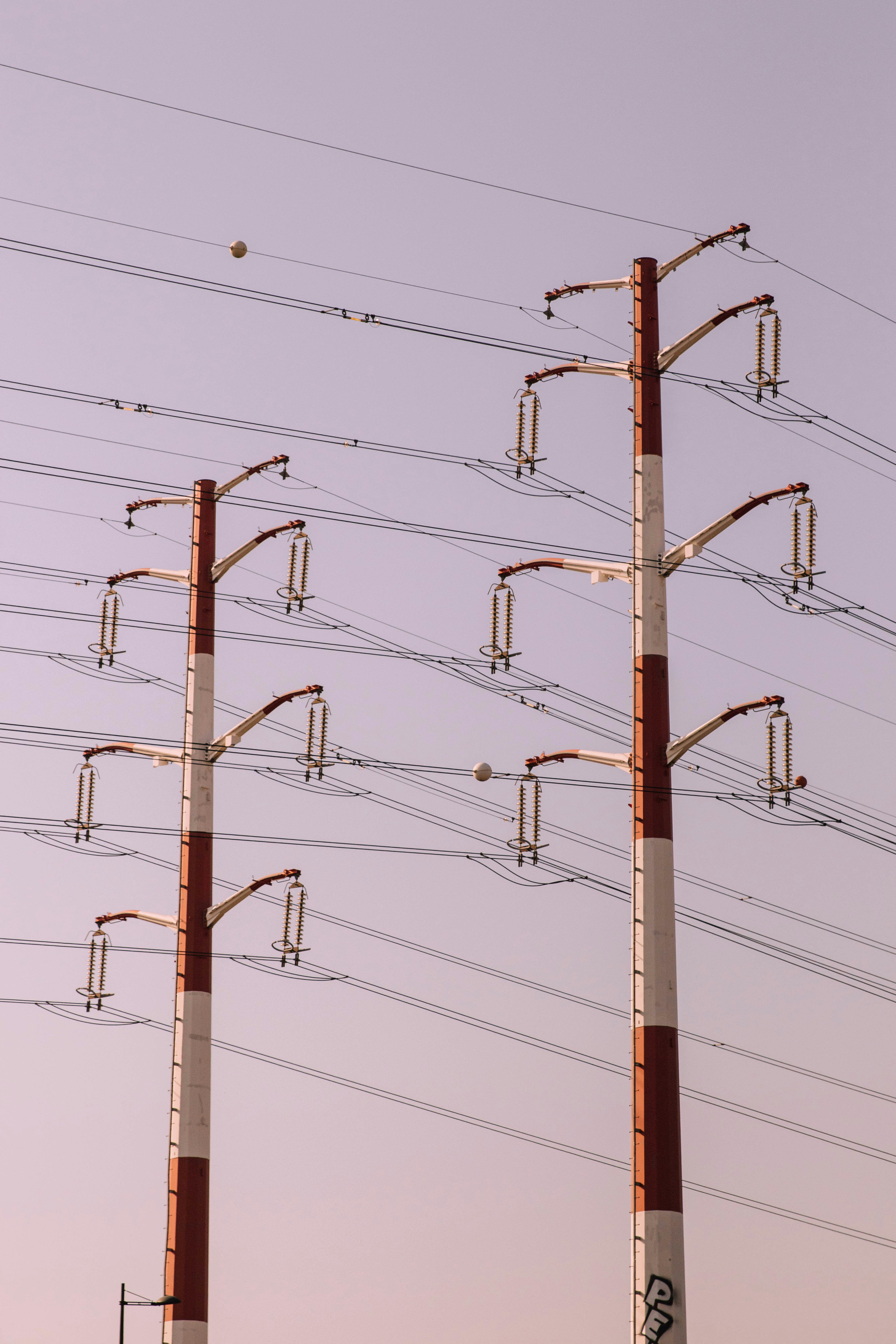Stroke of Rails: A Portrait of Transmission on a Quiet Horizon