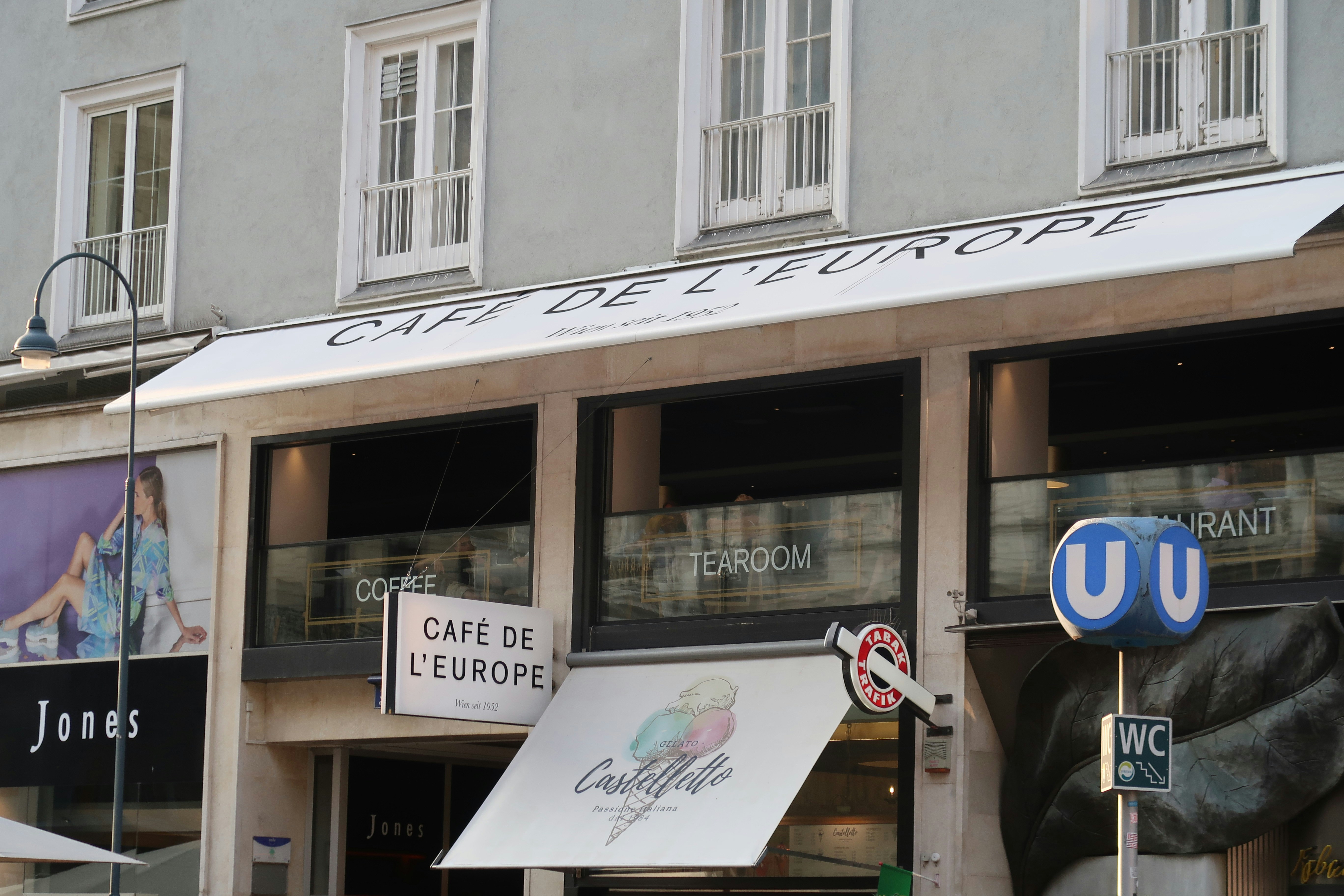 Café de l'Europe Awning and Signage Fusion