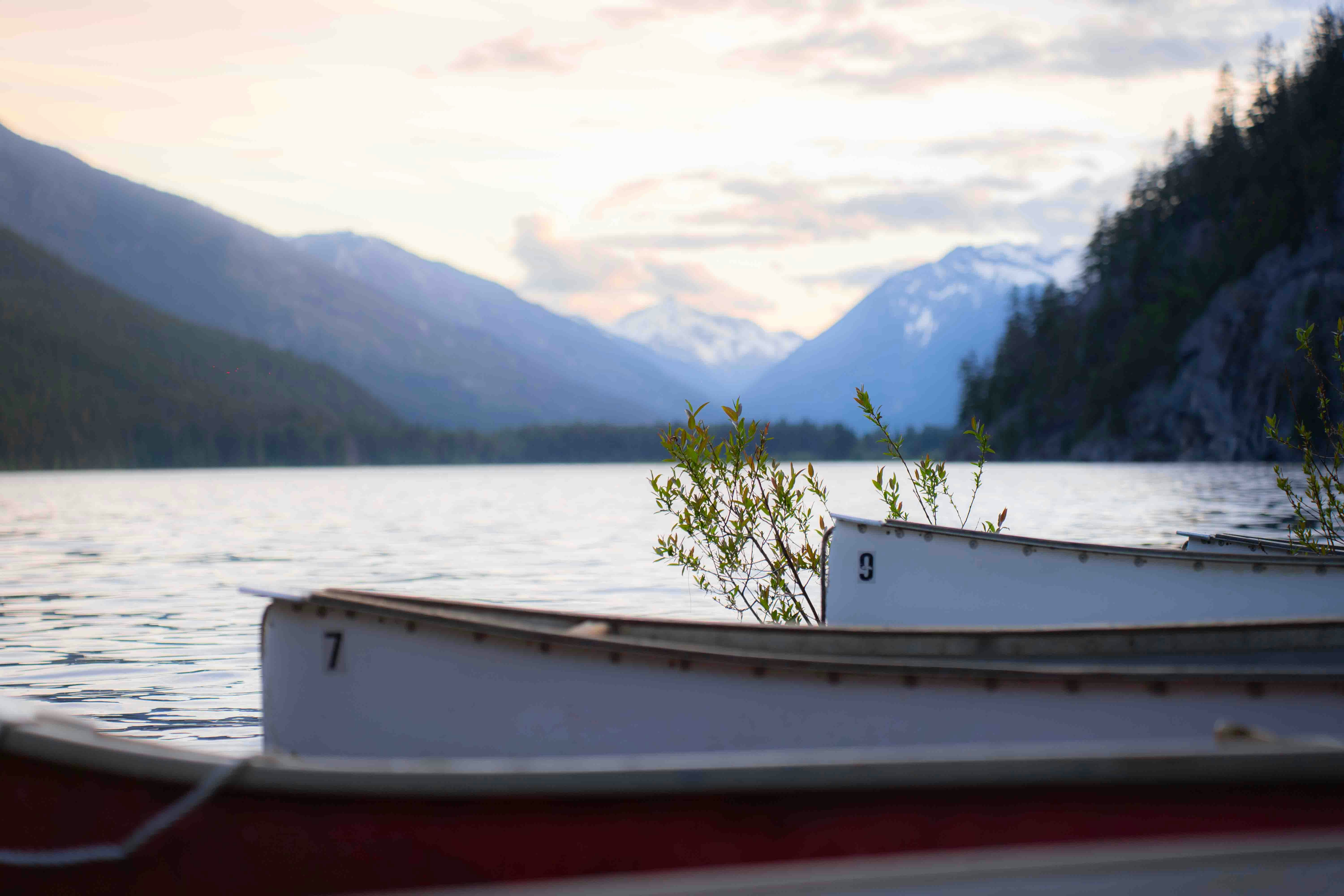 Quiet Lakeboats at Dusk: Framed by Alpine Mists