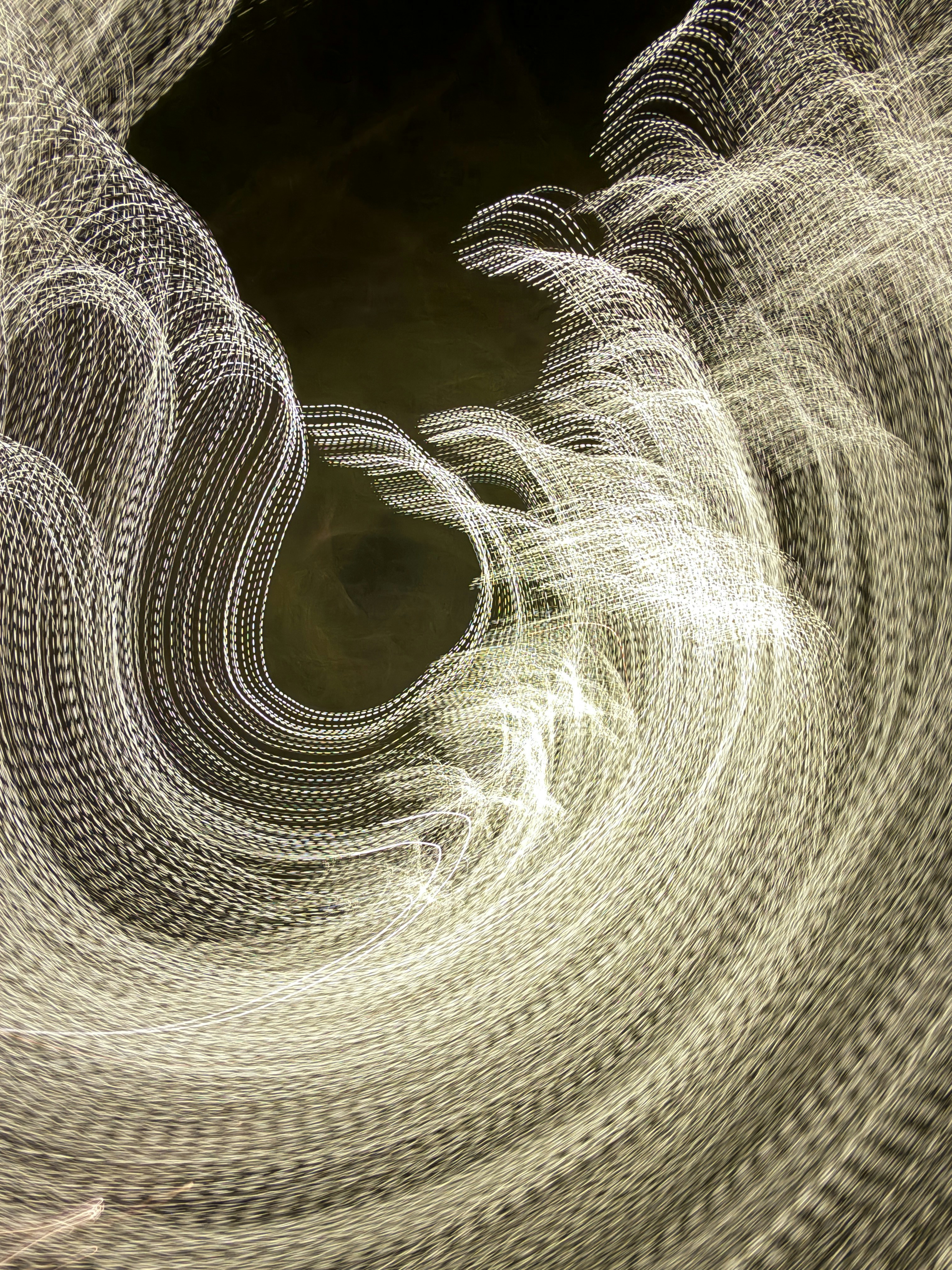 Turbine of Light: A Whirlwind of Streaking Orbits