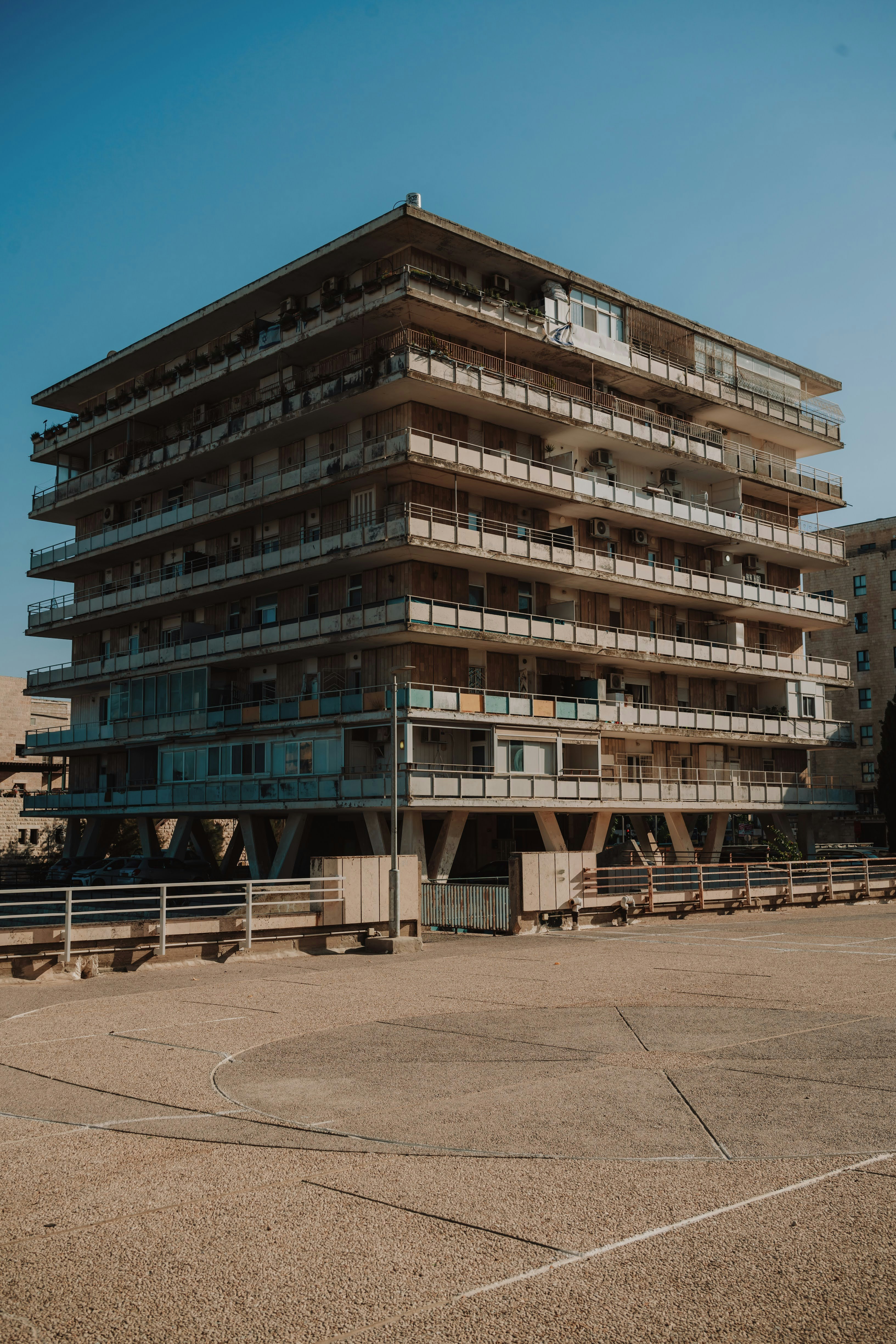 The Concrete Helix: A Braced Apartment Stack by the Waterfront