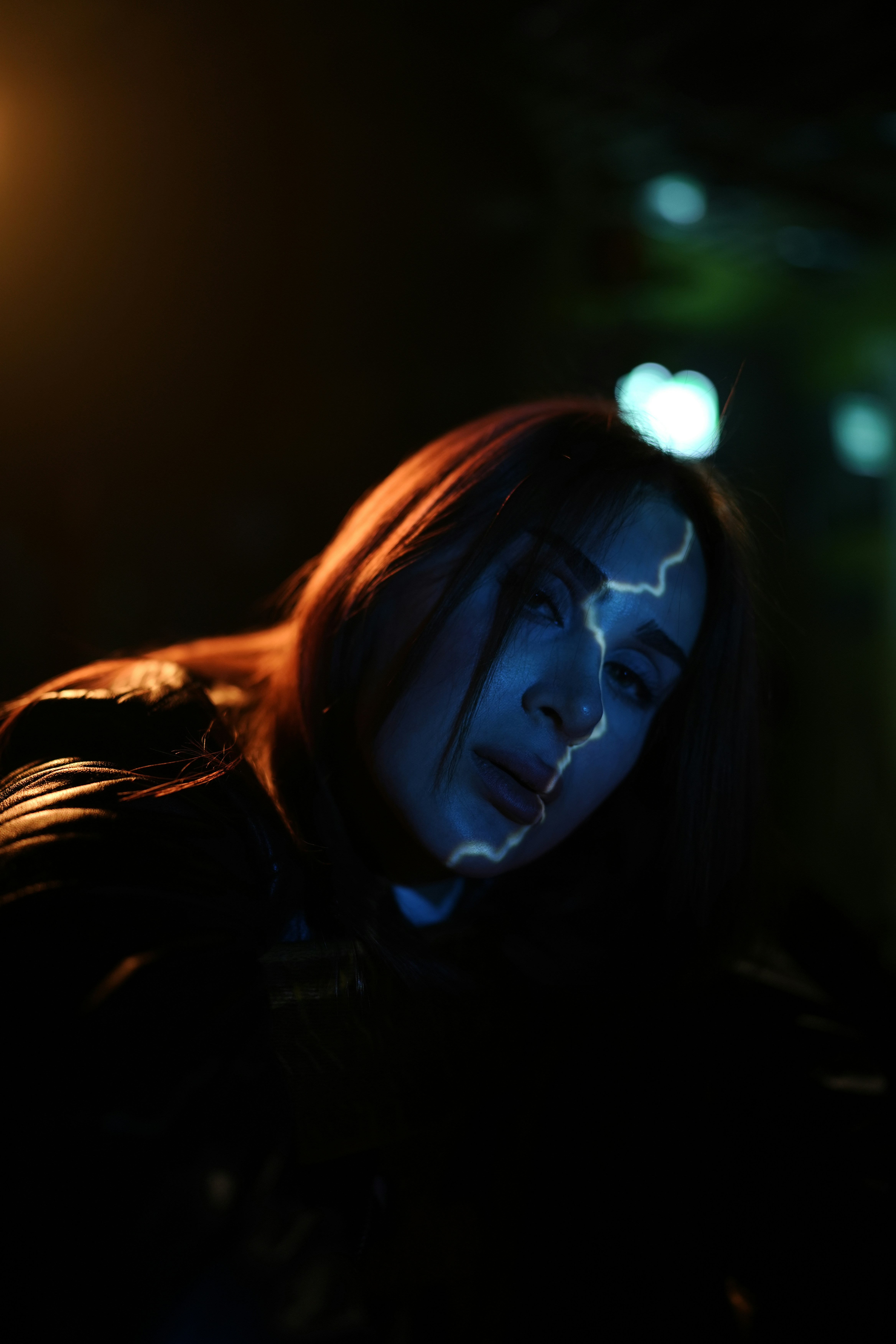 Neon contours on a night portrait