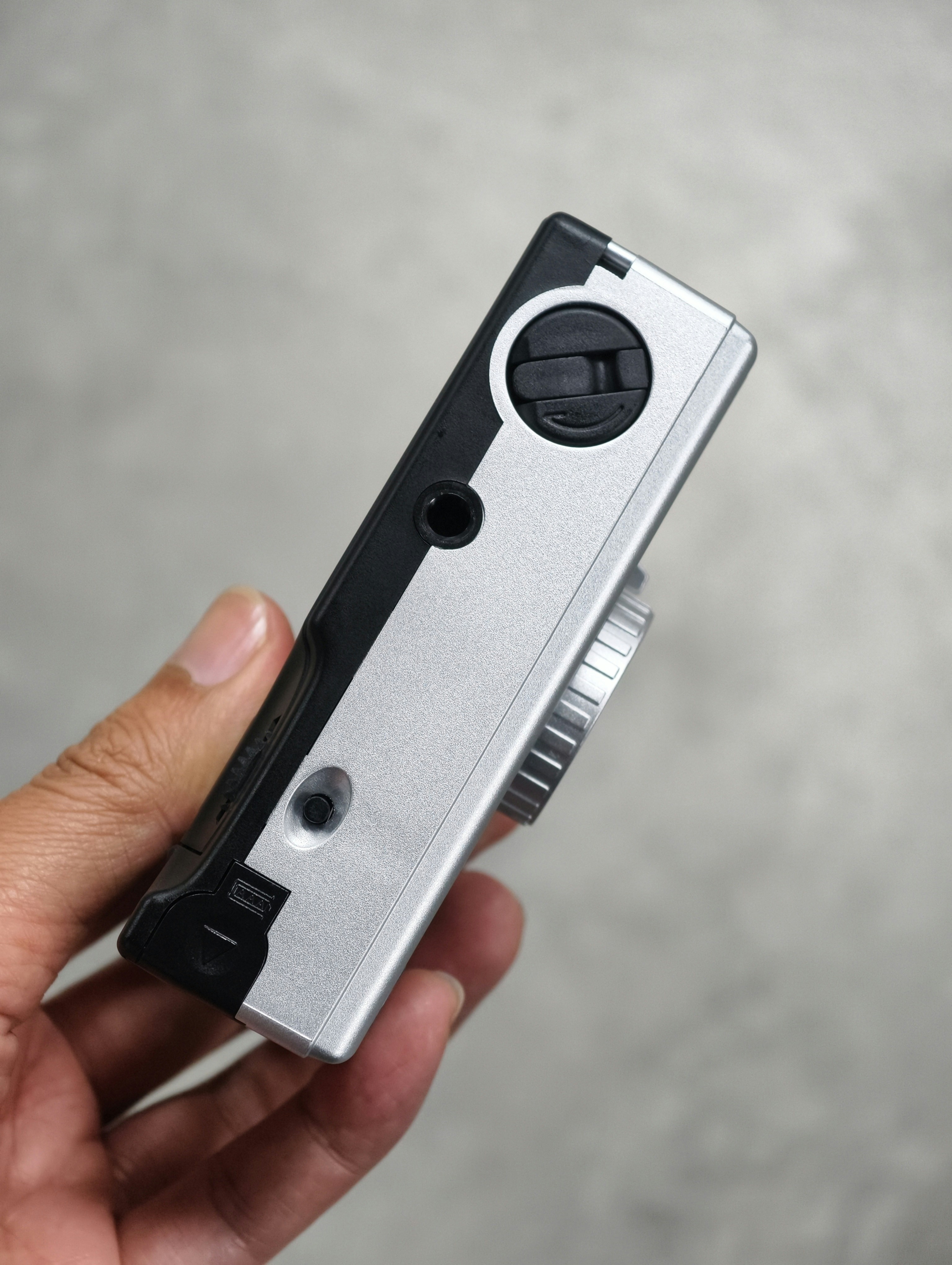 Pocket Time Capsule: A Handful of Vintage Compact