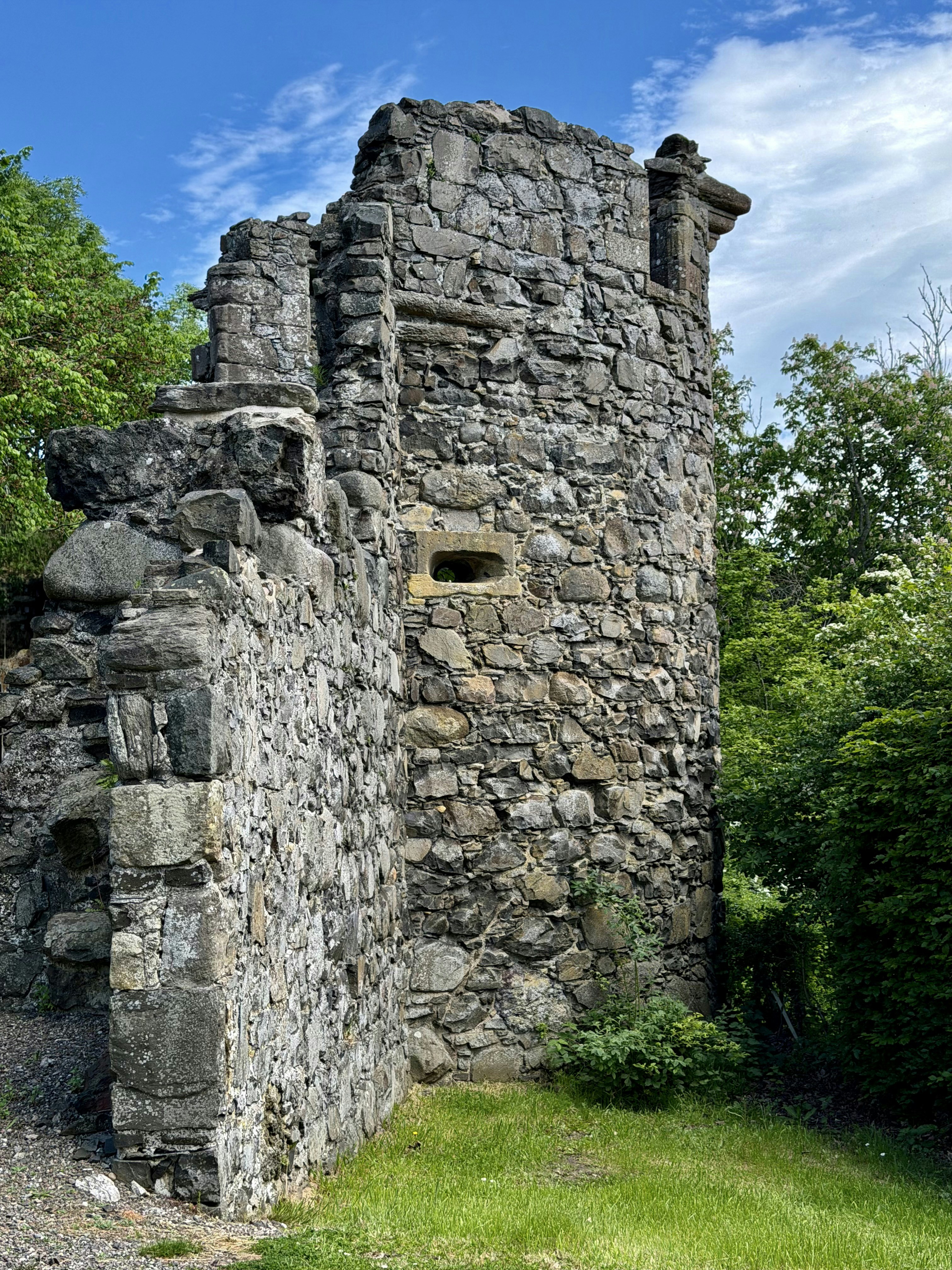 Ruins in the Ring of Stone: A Towered Overlook